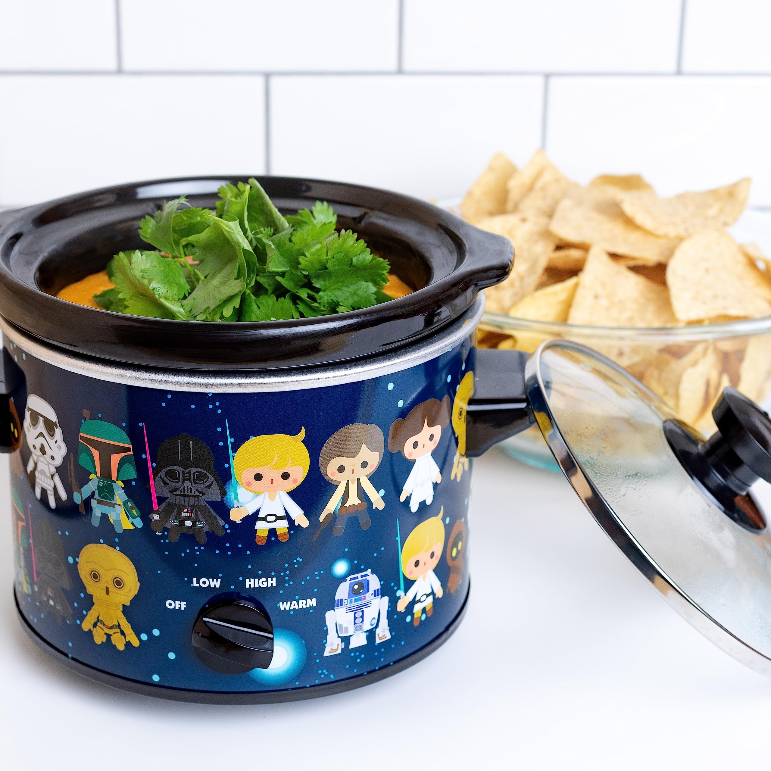 Amazon.com: Disney Mickey Mouse Slow Cooker with Trivet by Select ...