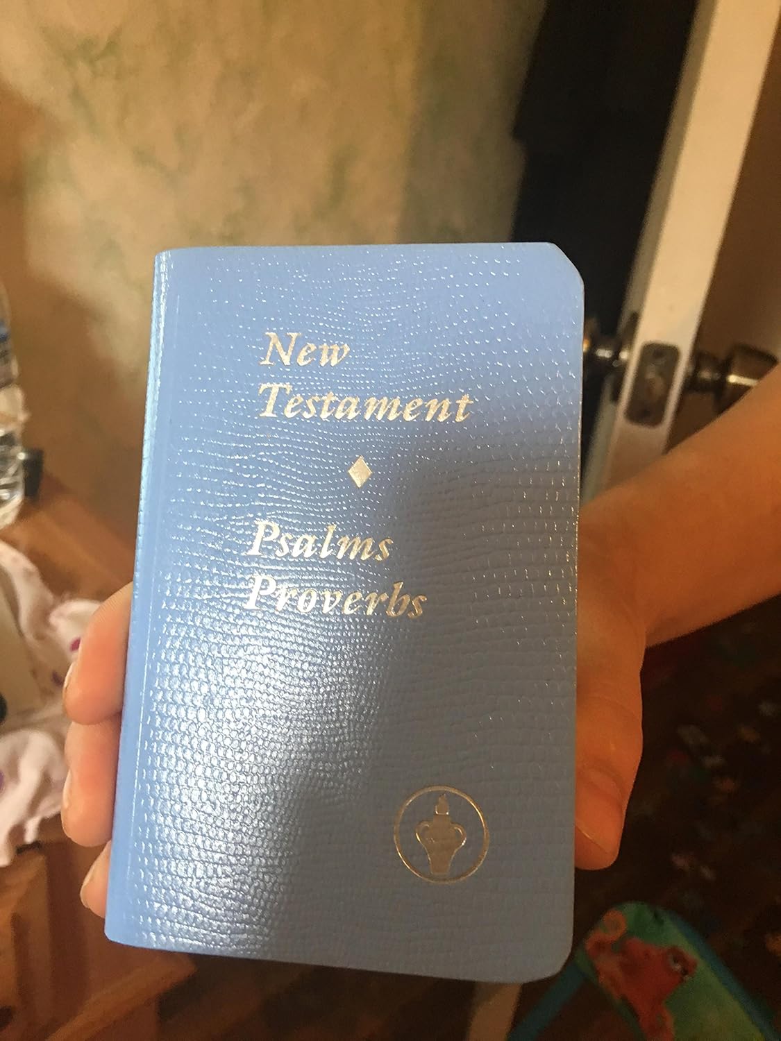 New Testament Psalms Proverbs: Amazon.com: Books
