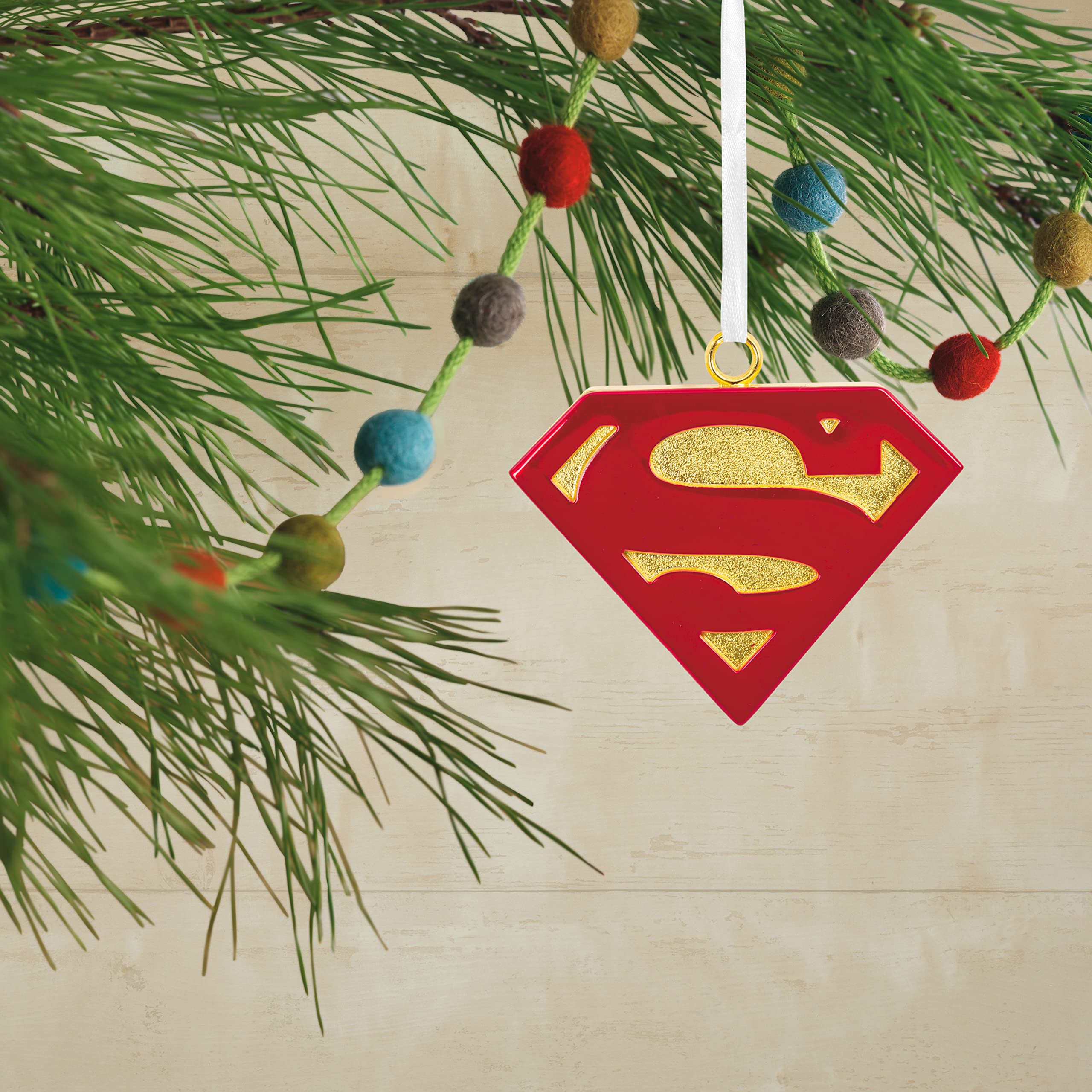 Superman Christmas Logo Superman/Batman Graphic From A WB Store