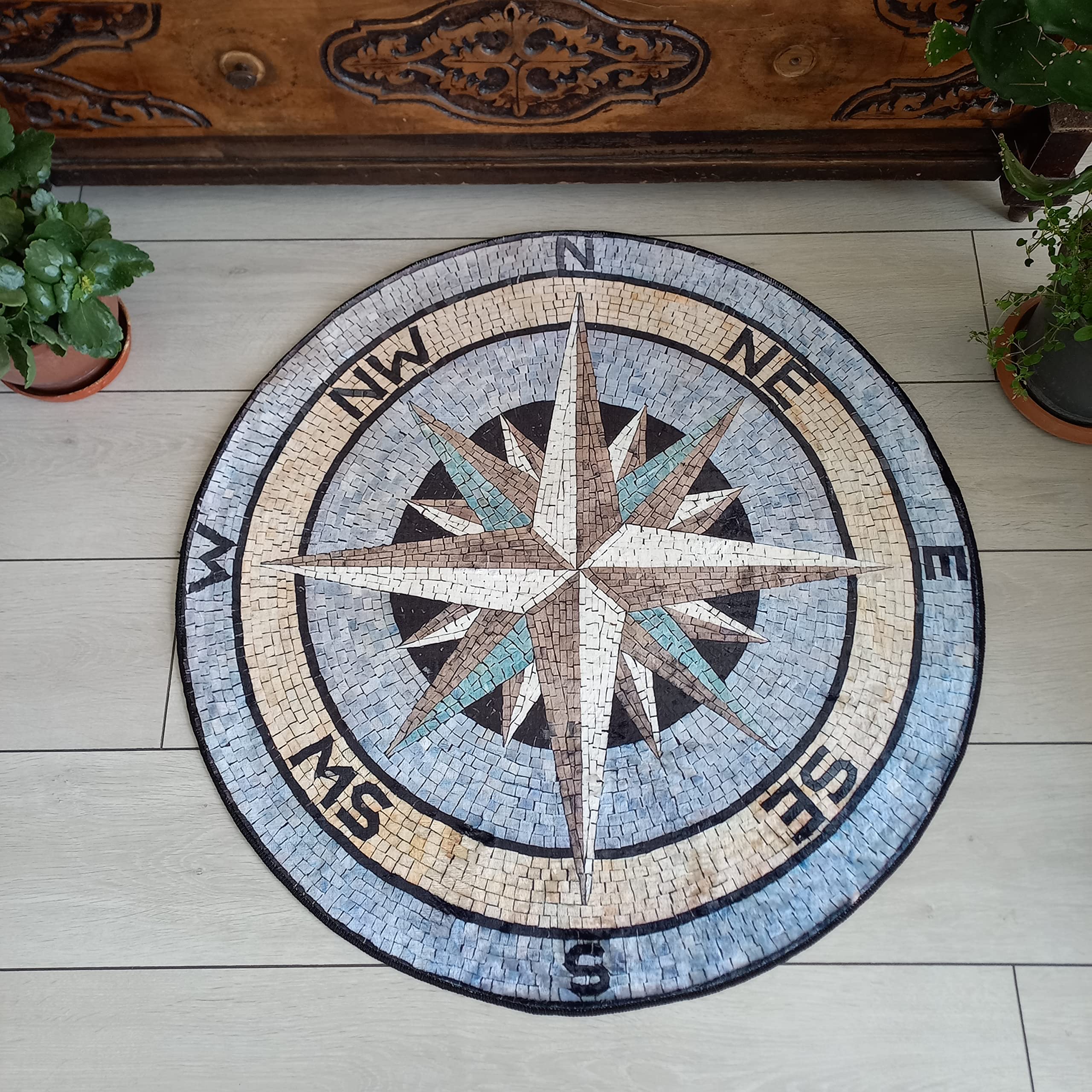Amazon.com: Rugendary Compass Rug Cool Round Area Rug Hypebeast Rug ...