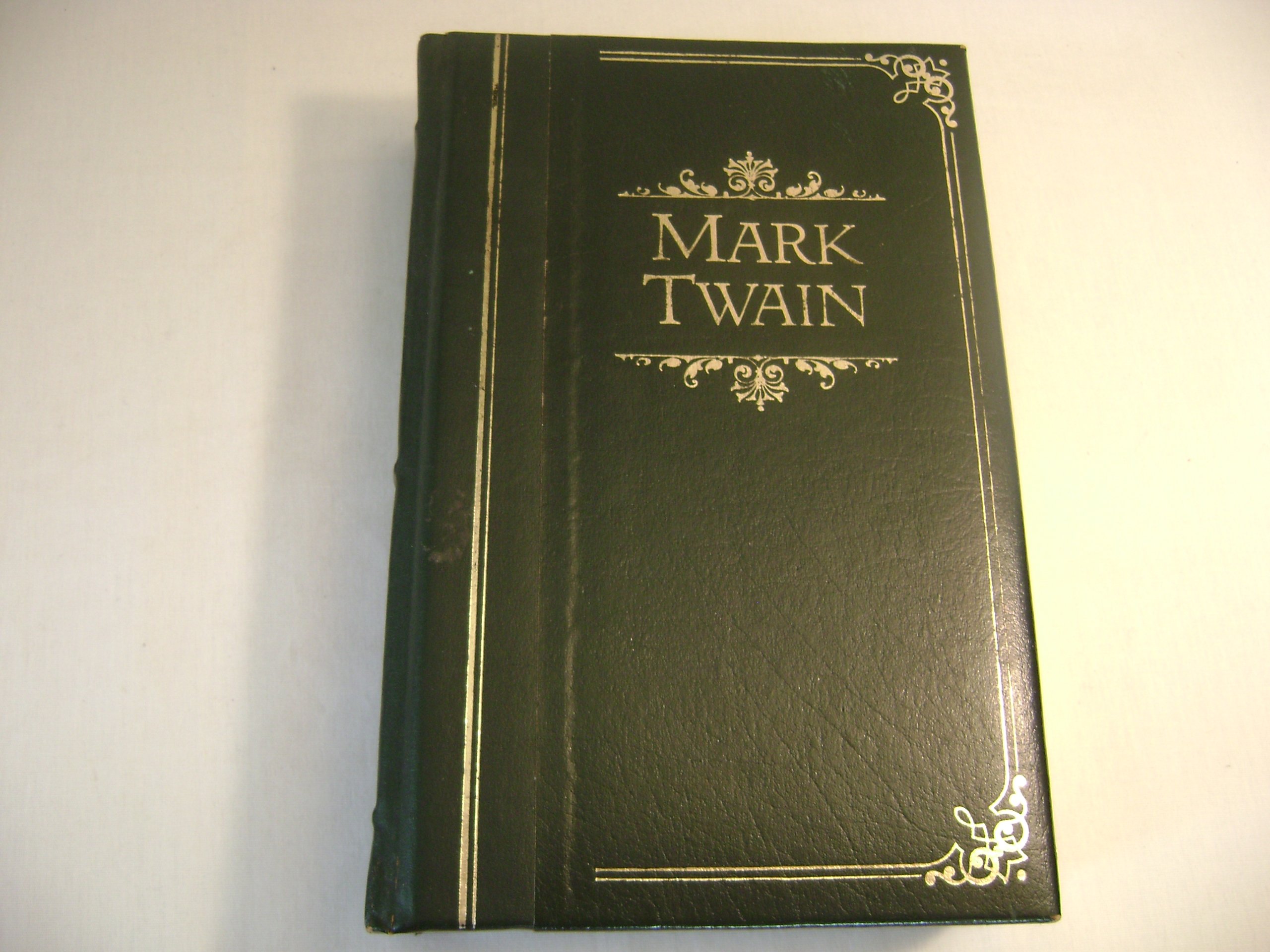 Mark Twain (Masters Library): Twain, Mark: 9780830002825: Amazon.com: Books