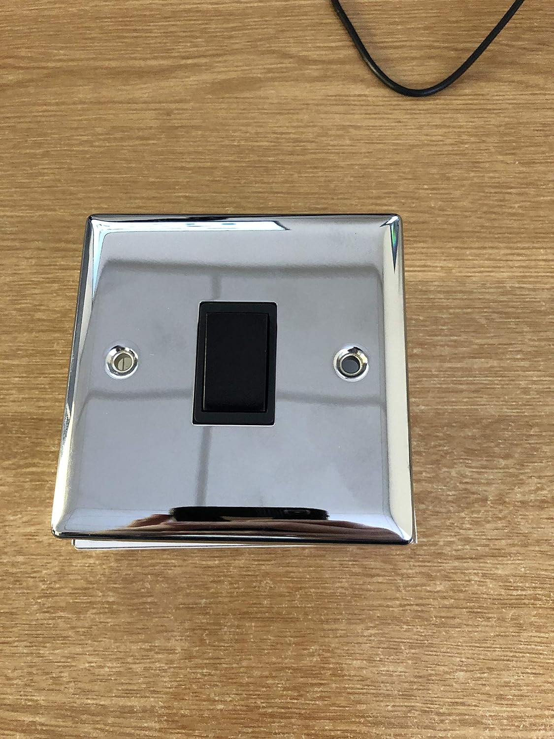 Volex VX1020APC / 10A 1 Gang 2 Way Switch Polished Chrome Black Insert ...