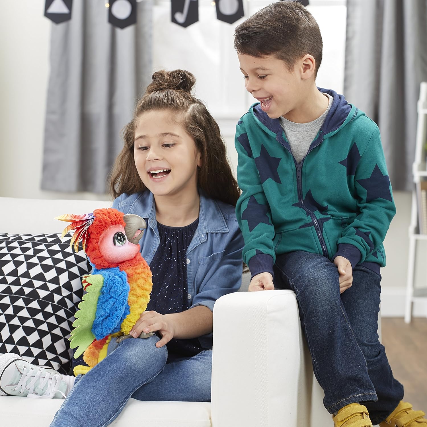 FurReal Pauli - Interactive Parrot Instruction Manual