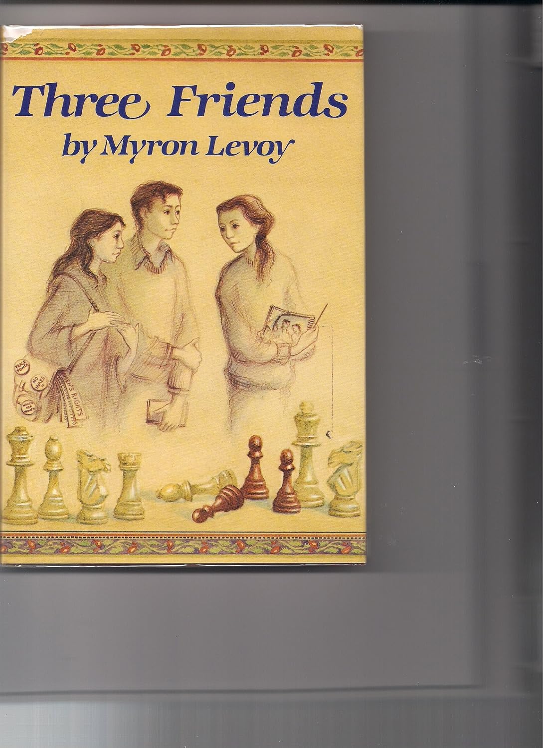 Three Friends: Levoy, Myron: 9780060238261: Amazon.com: Books