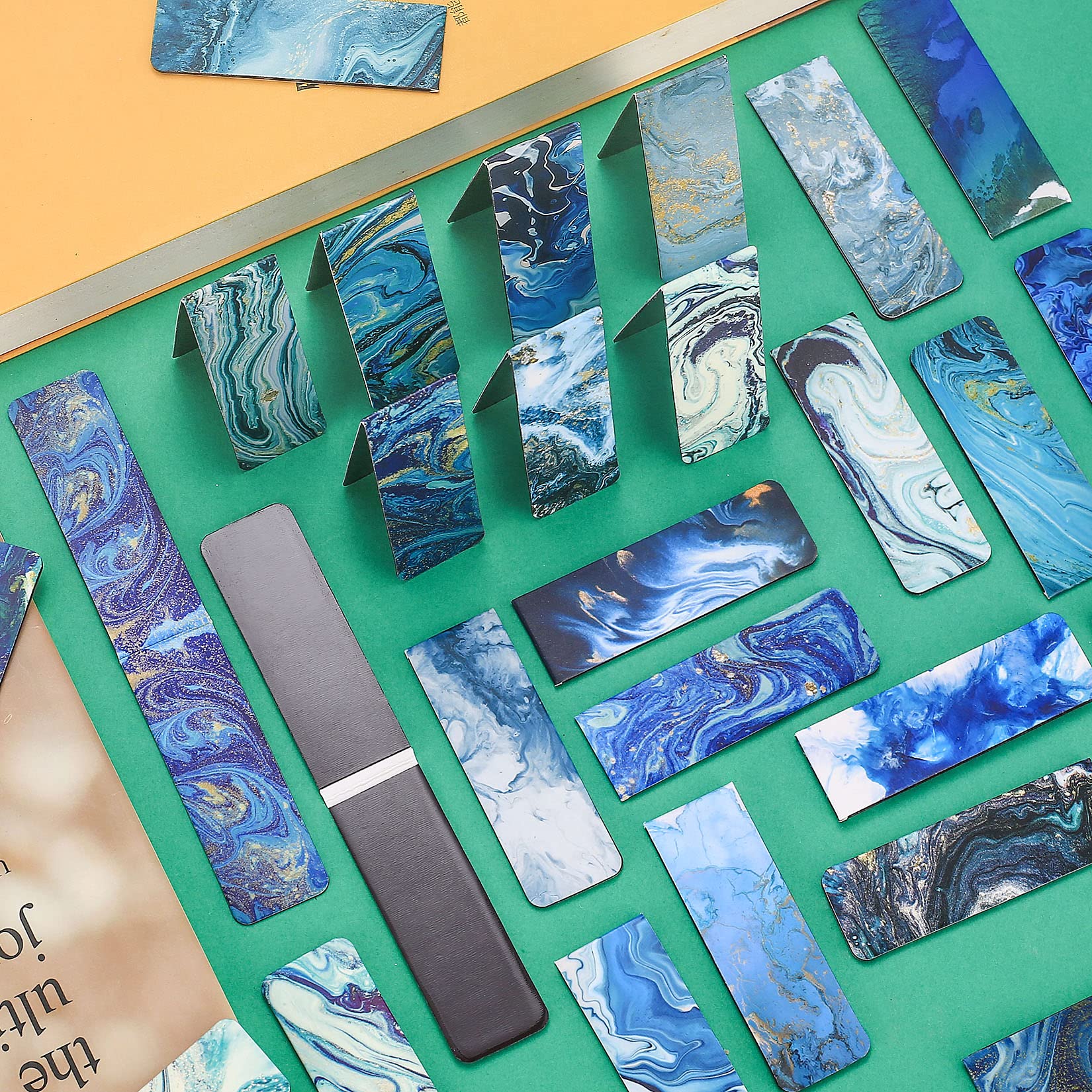 Snapklik.com : 30 Ocean-Themed Magnetic Bookmarks - Markers Clips For