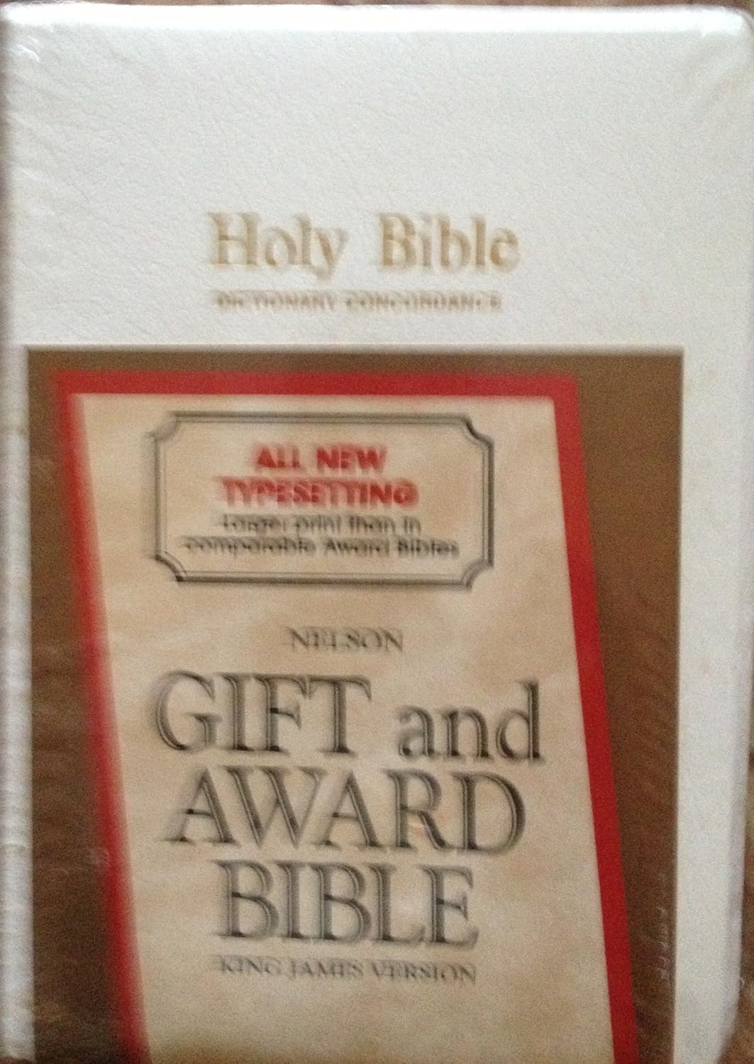 Gift and Award Bible, King James Version (White 162w): Anonymous ...