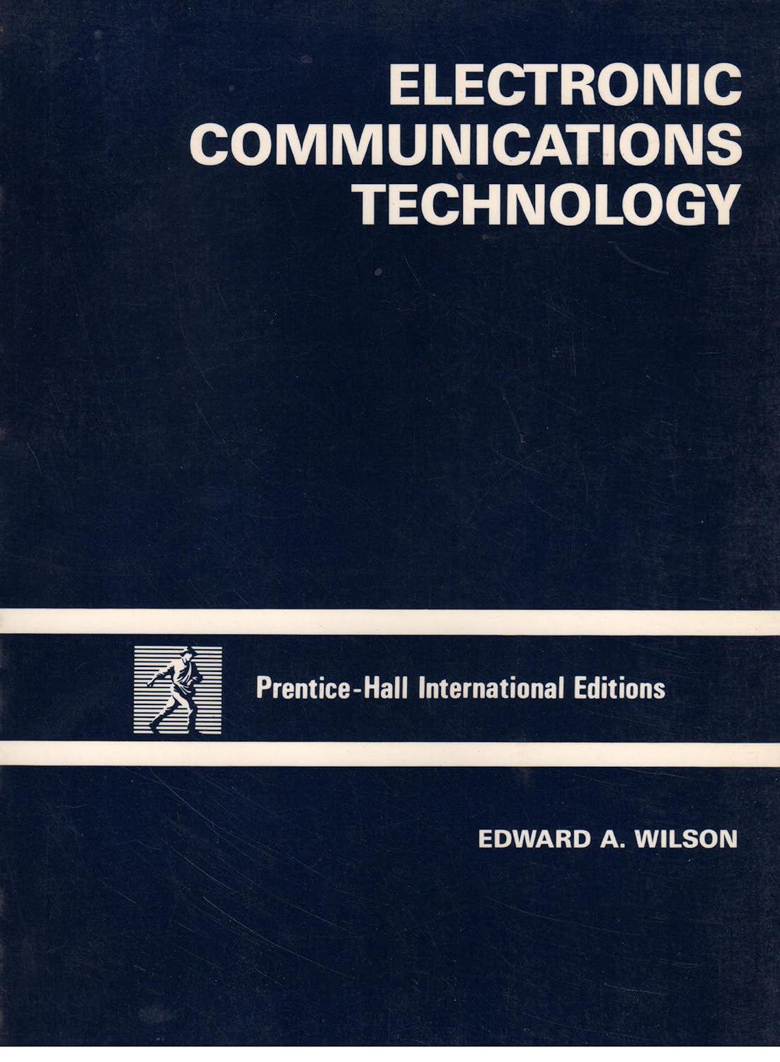 Electronic Communications Technology : Wilson, Edward A.: Amazon.eg