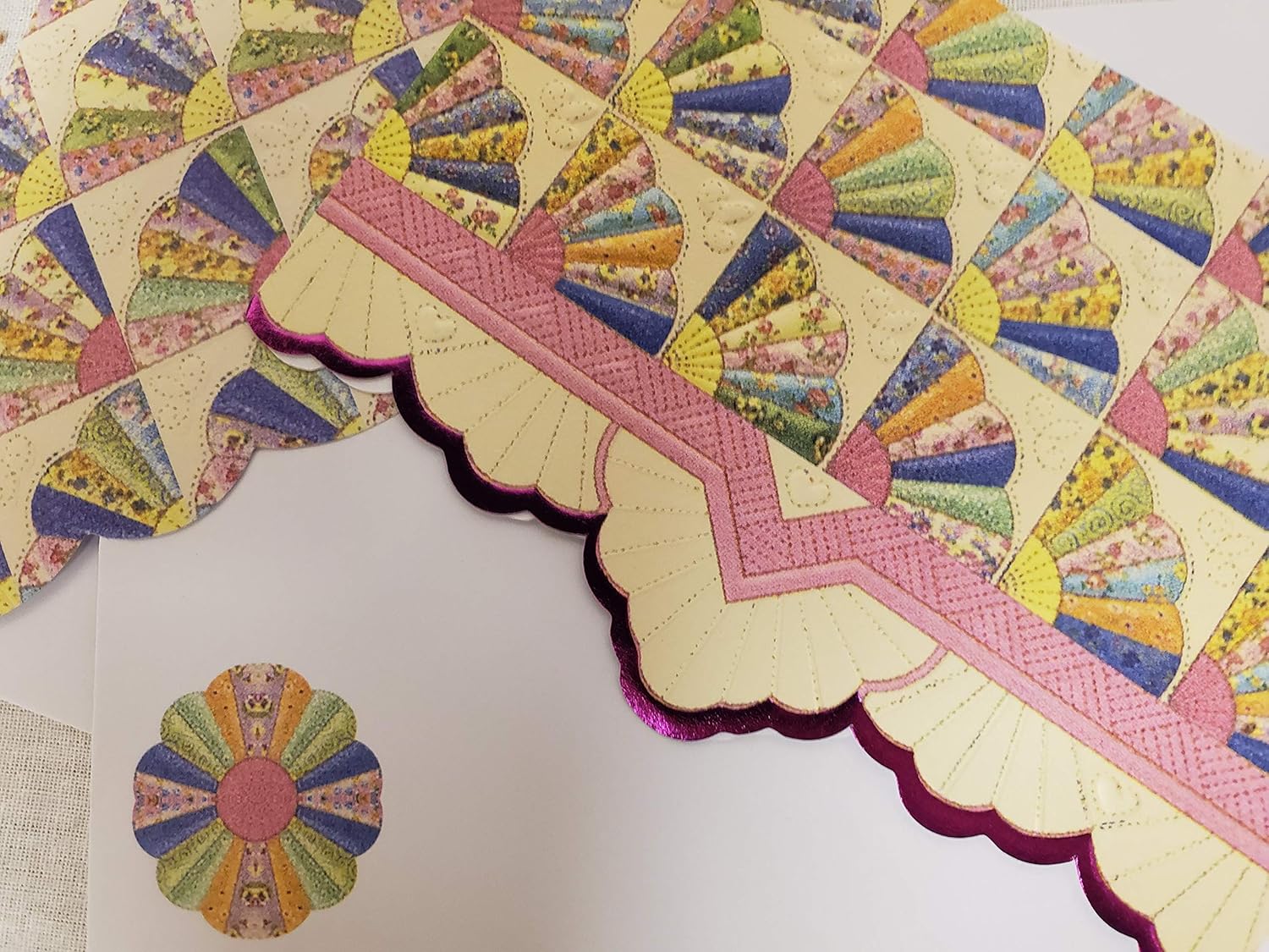 Amazon.com : Carol Wilson Fine Arts Inc. Fan Quilt Portfolio Embossed ...