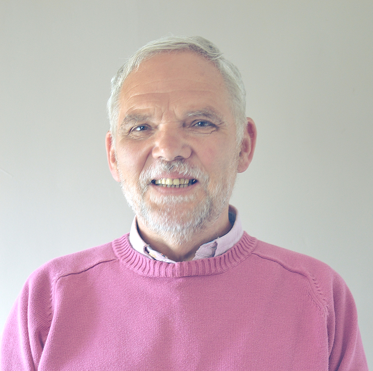 Amazon.co.uk: Peter Brett: books, biography, latest update