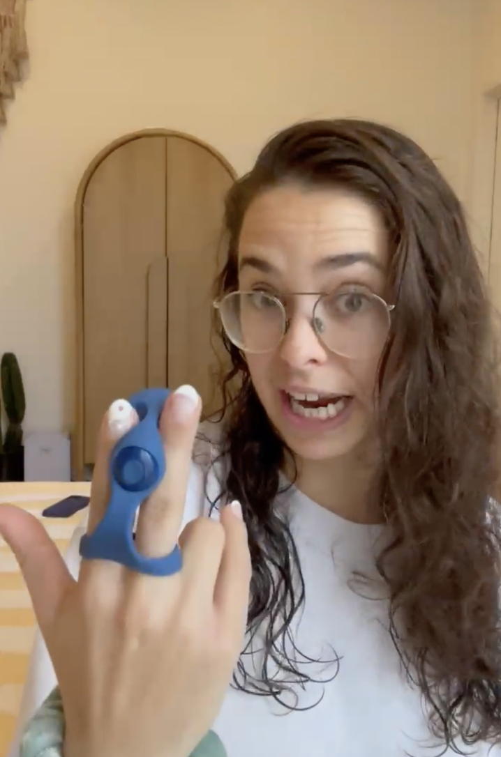 Watch Dame Products Fin Finger Massager Review on Amazon Live