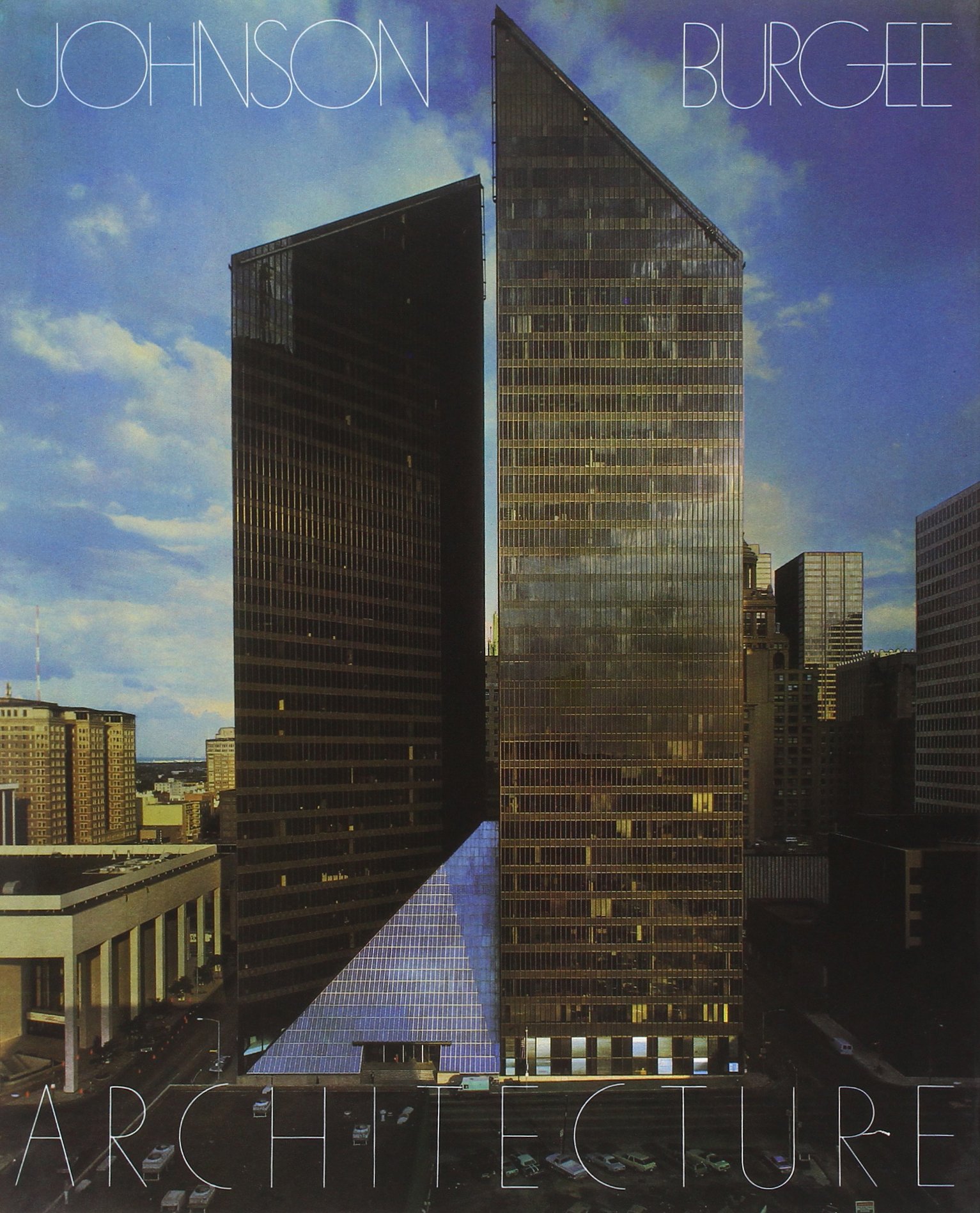 Buy Johnson/Burgee: Architecture Hardcover – 31 December 1979 Online at ...