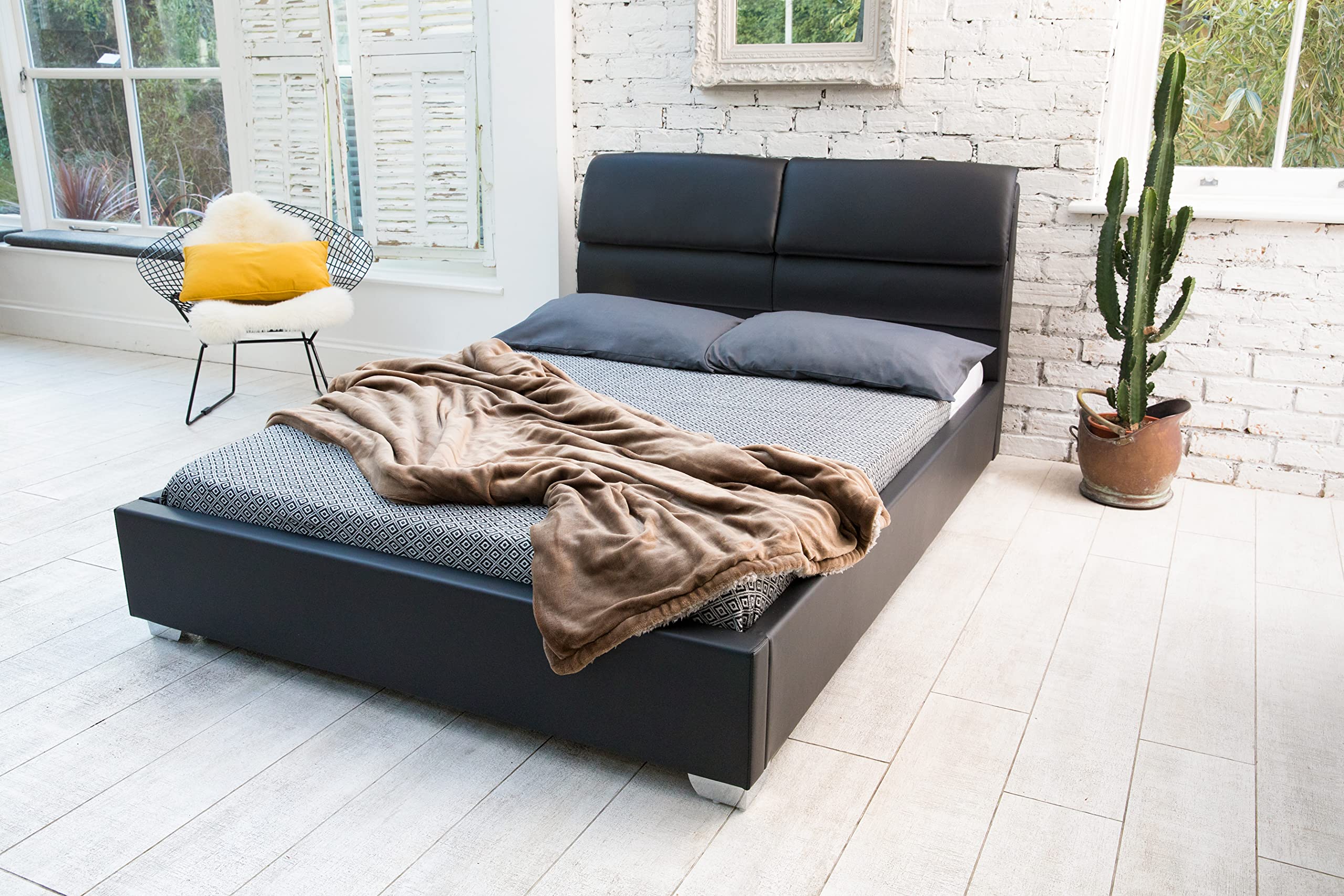Modern Leather Bed Frame Fabric, Velvet, Leather Designer Modern Beds
