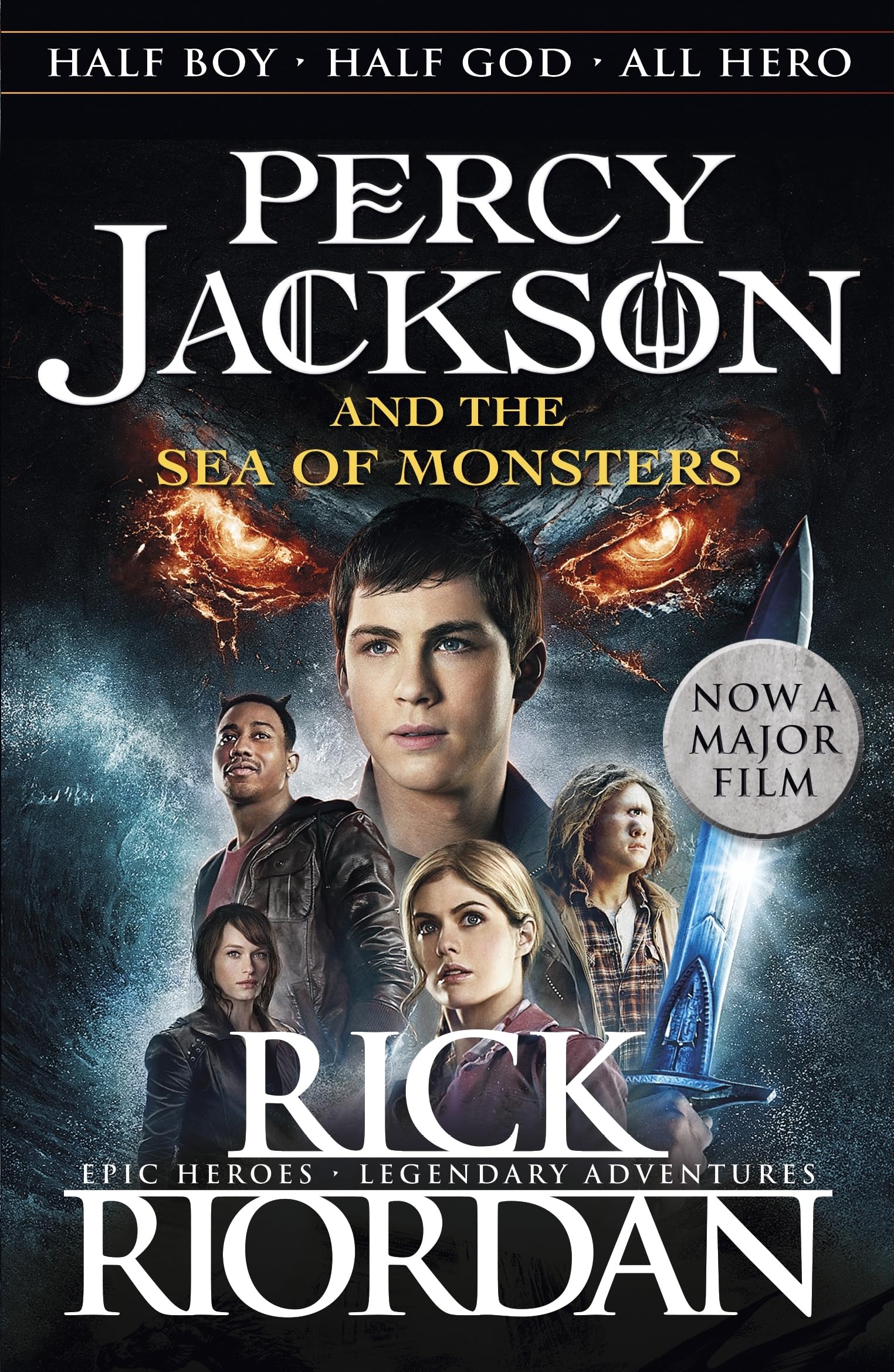 Percy Jackson and the Sea of Monsters (Book 2) : Riordan, Rick: Amazon ...