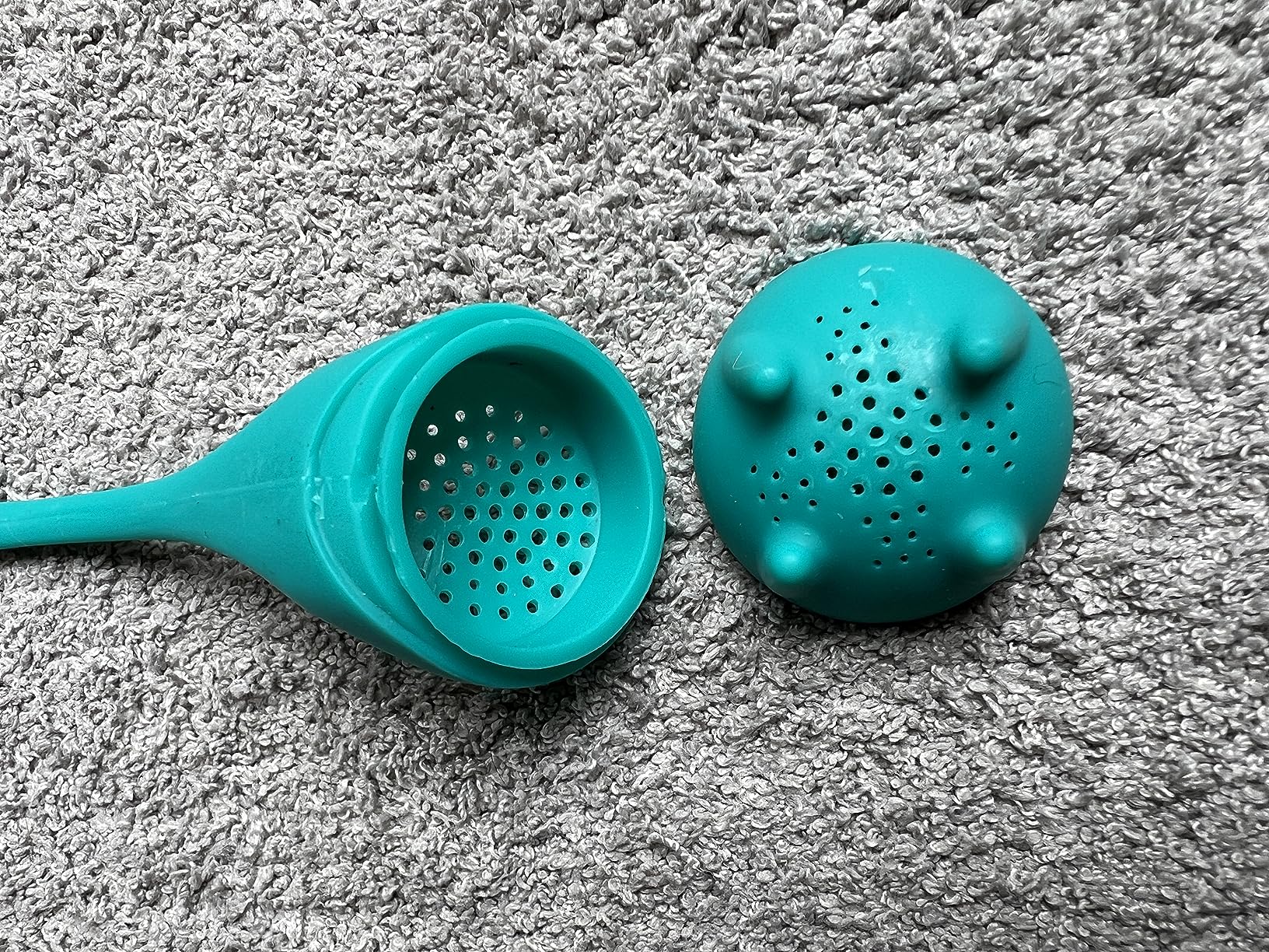 OTOTO Baby Nessie The Loch Ness Monster Tea Infuser -Turquoise : Amazon ...