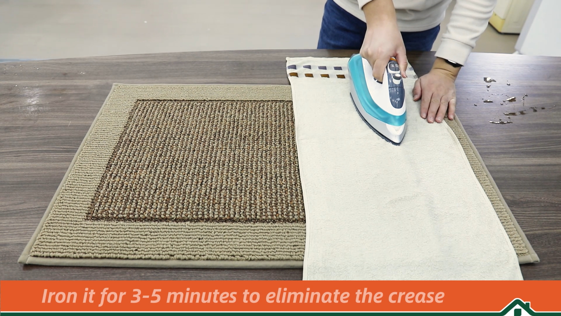 Watch How to remove the creases? on Amazon Live