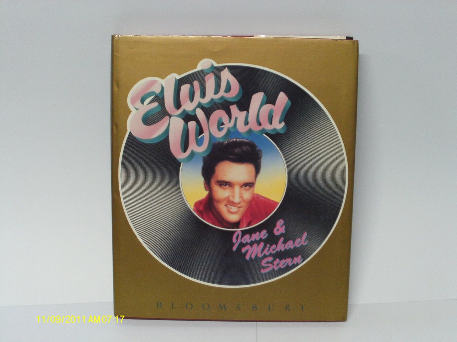 Amazon | Elvis World | Stern, Jane, Stern, Michael | Rock