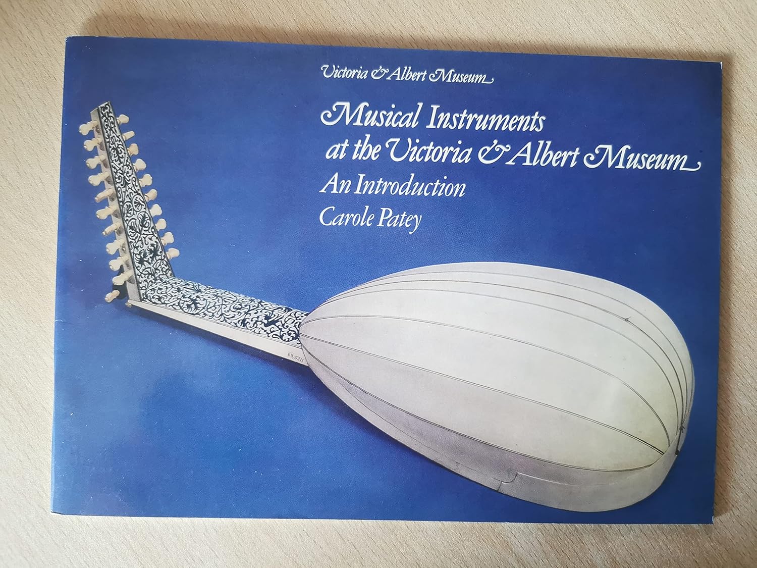 Musical instruments at the Victoria and Albert Museum: An introduction ...