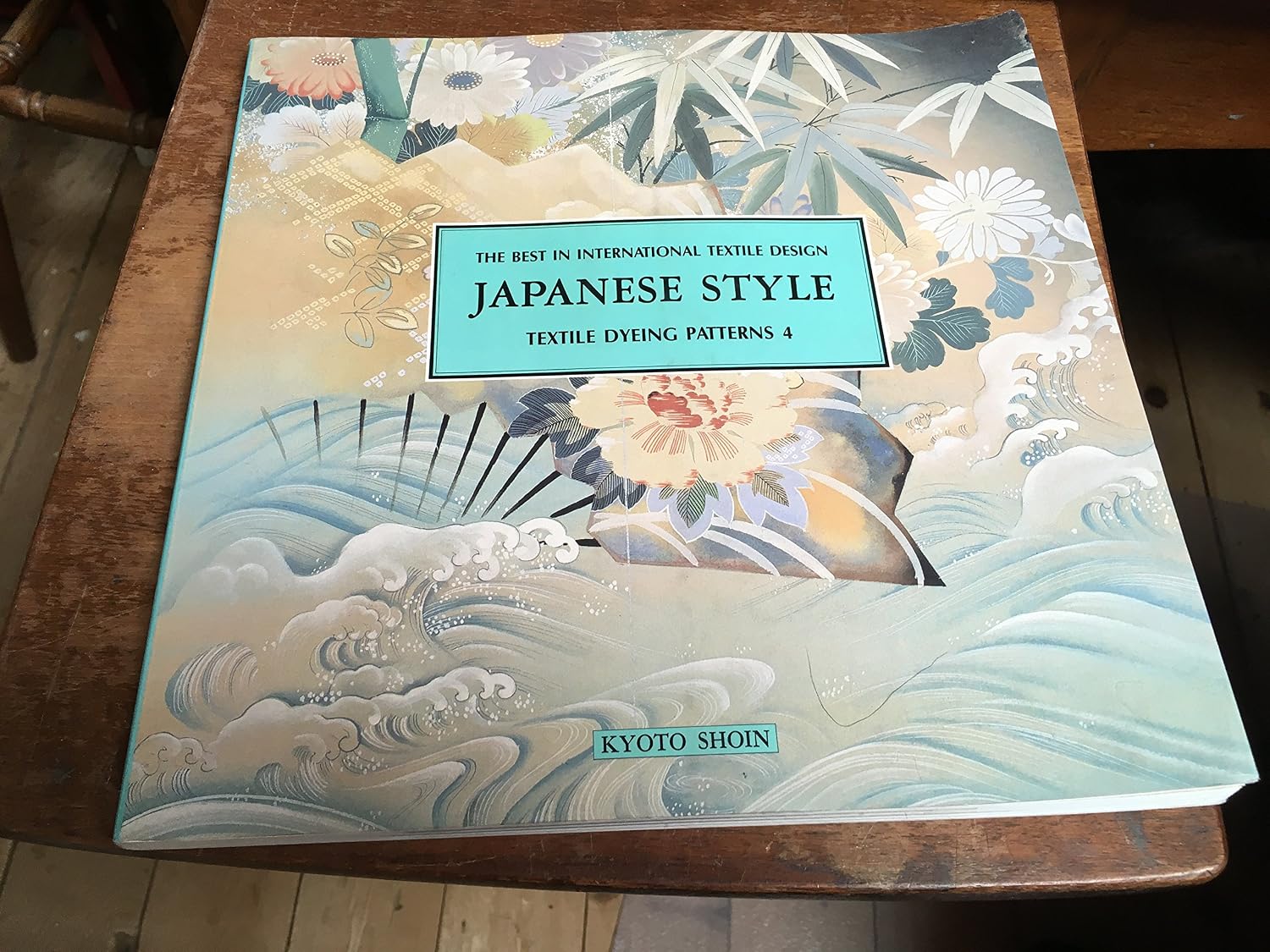 Textile Dyeing Patterns No 4: Kyoto Shoin: 9784763680648: Amazon.com: Books