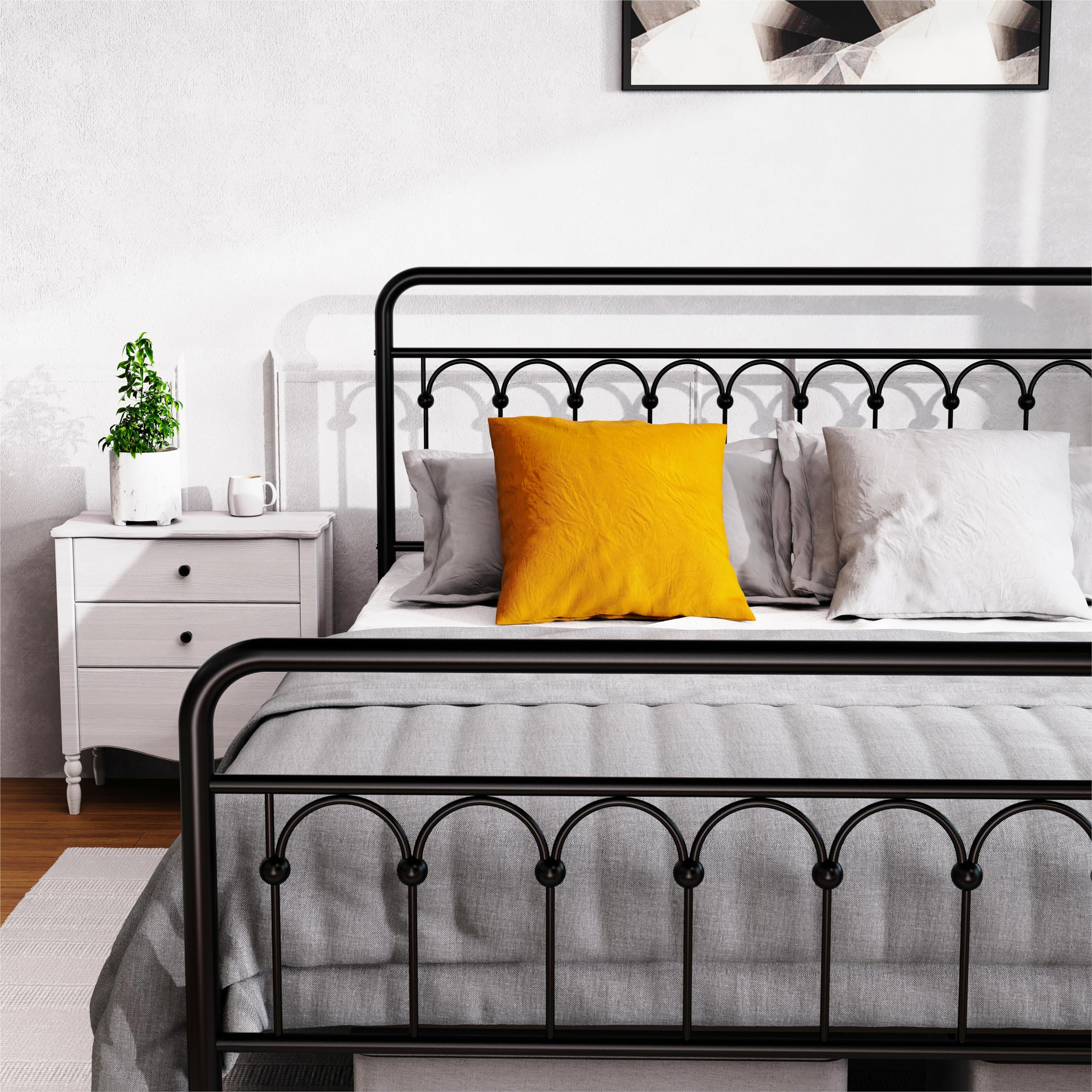 Snapklik.com : Dolonm Vintage Queen Metal Bed Frame
