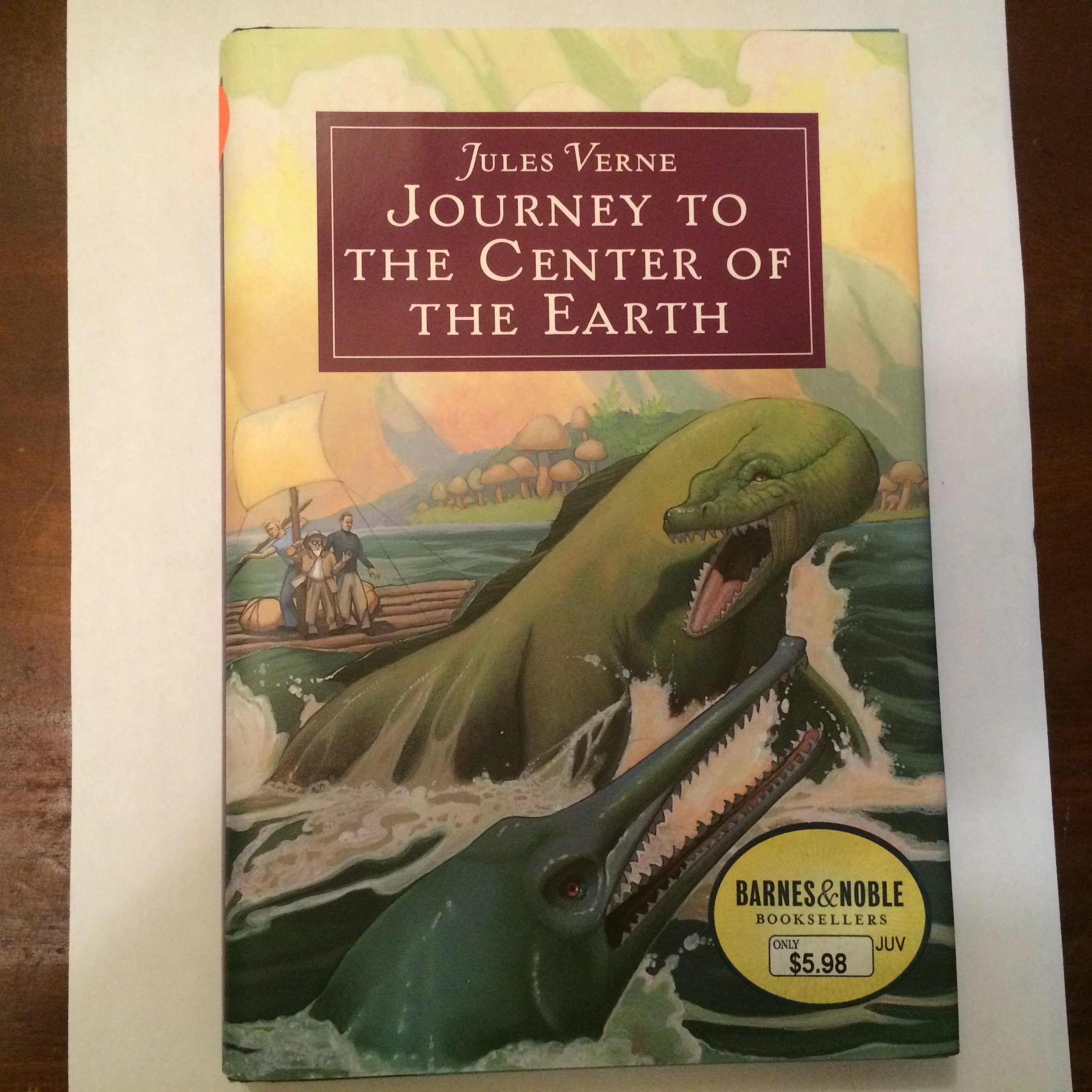Journey to the Center of the Earth: Jules Verne: 9780760728499: Amazon ...