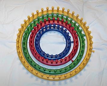 Amazon.com: Genuine Knifty Knitter Round Loom Set with 4 Looms, Hook & Bag