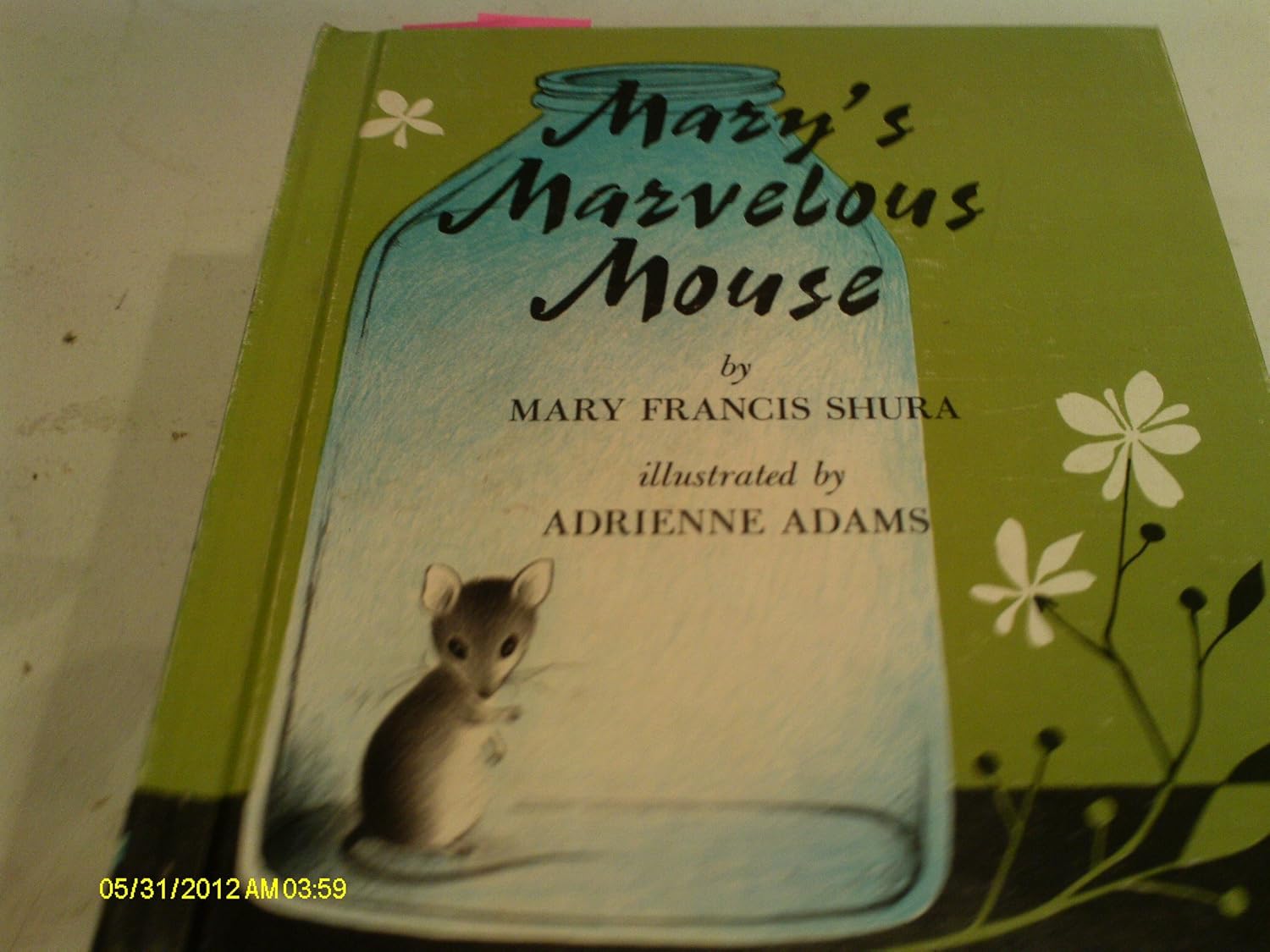 Mary's Marvelous Mouse: Shura, Mary Francis, Adrienne Adams: Amazon.com ...