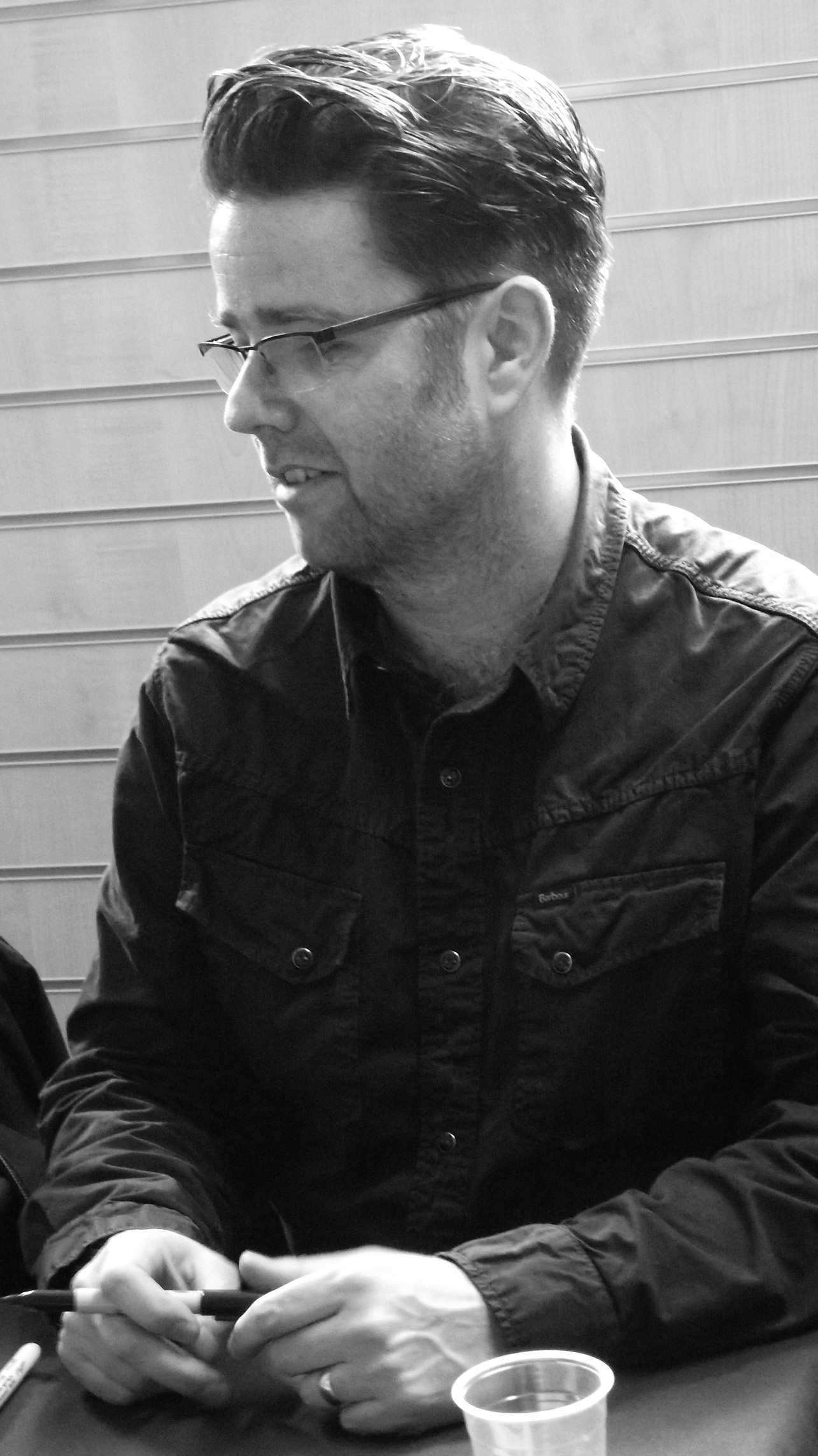 Amazon.com: Sean Phillips: books, biography, latest update