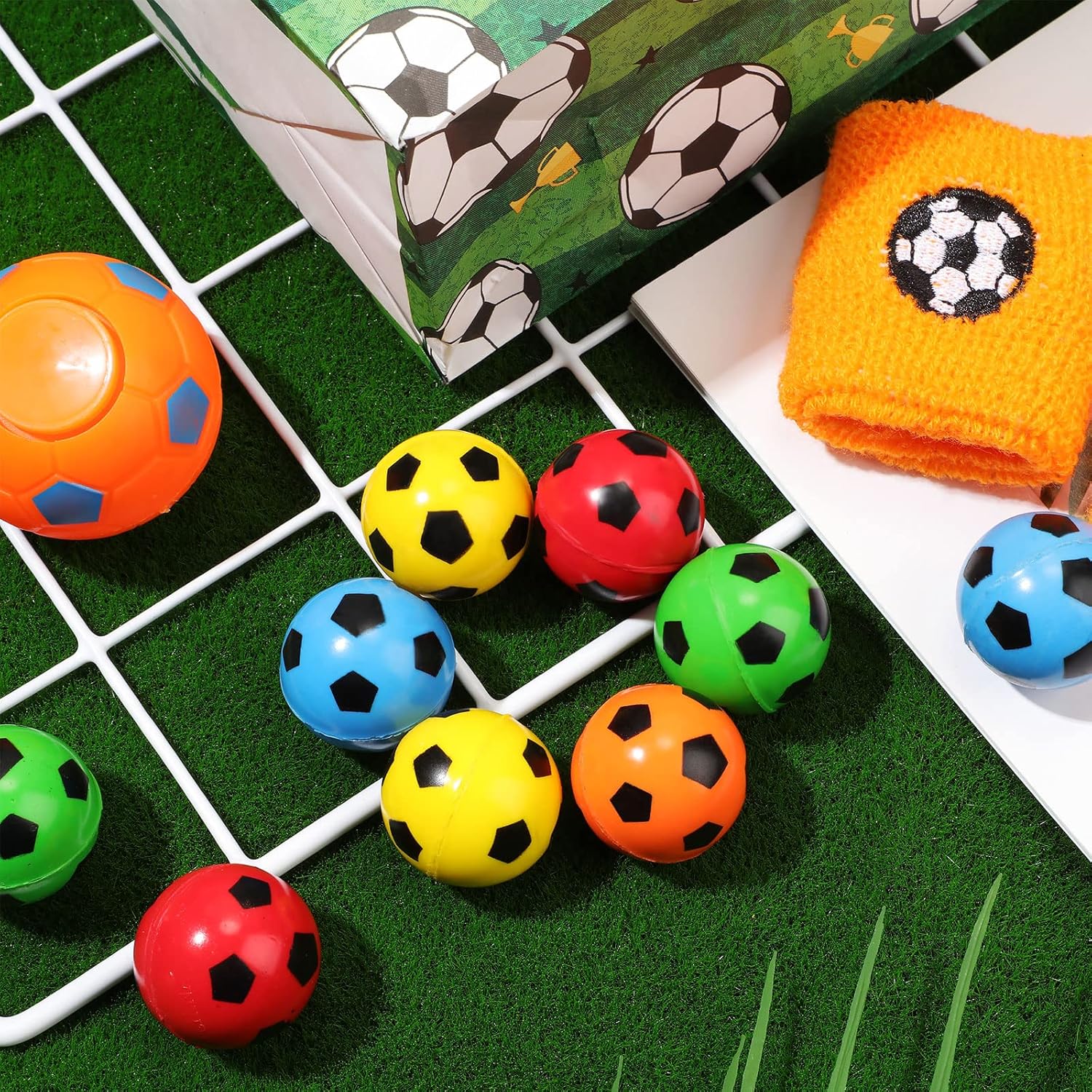 20 Pcs Football Bouncy Balls 32 mm High Bounce Sports Rubber Balls ...