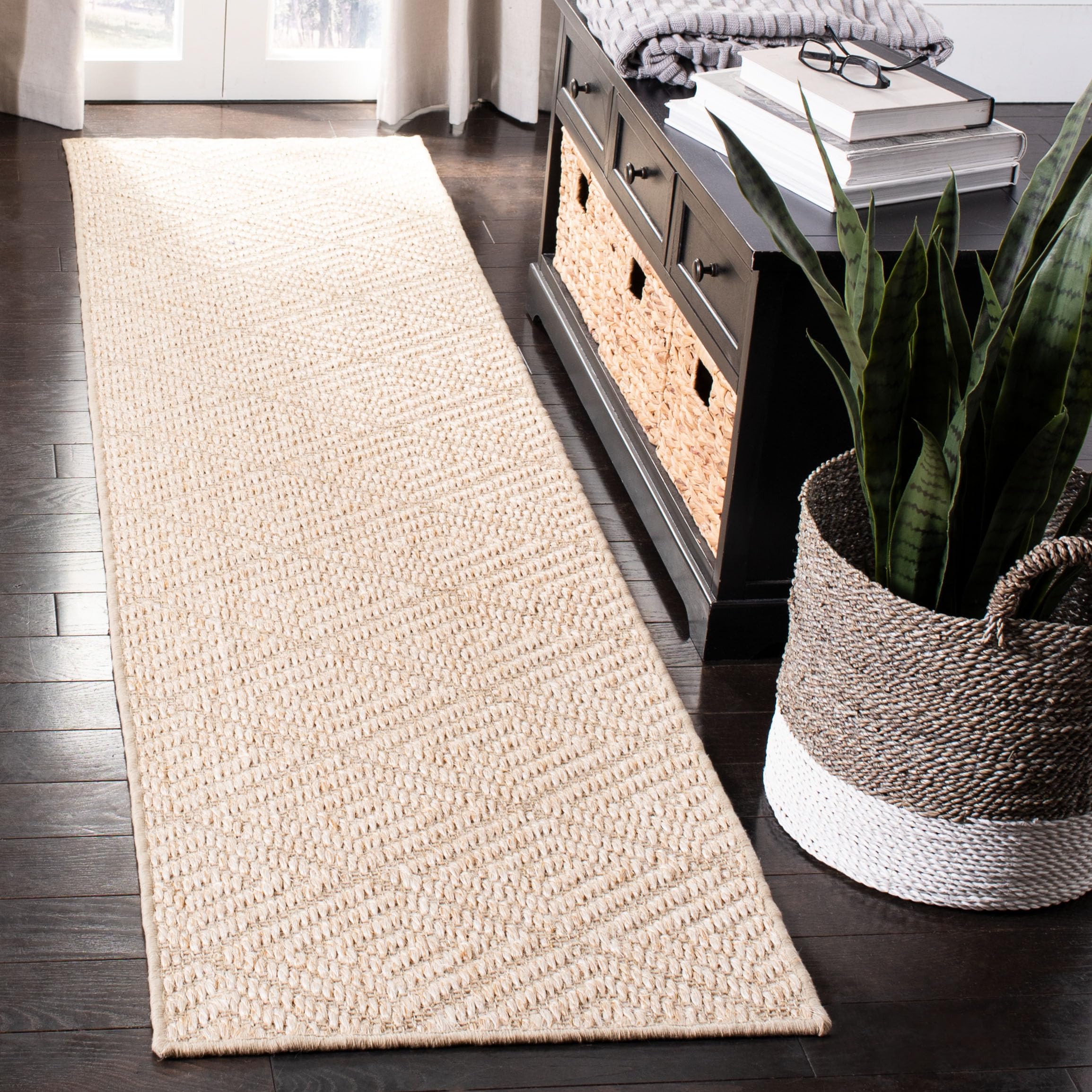 Amazon.com: SAFAVIEH Palm Beach Collection Runner Rug - 2' x 8', Beige ...