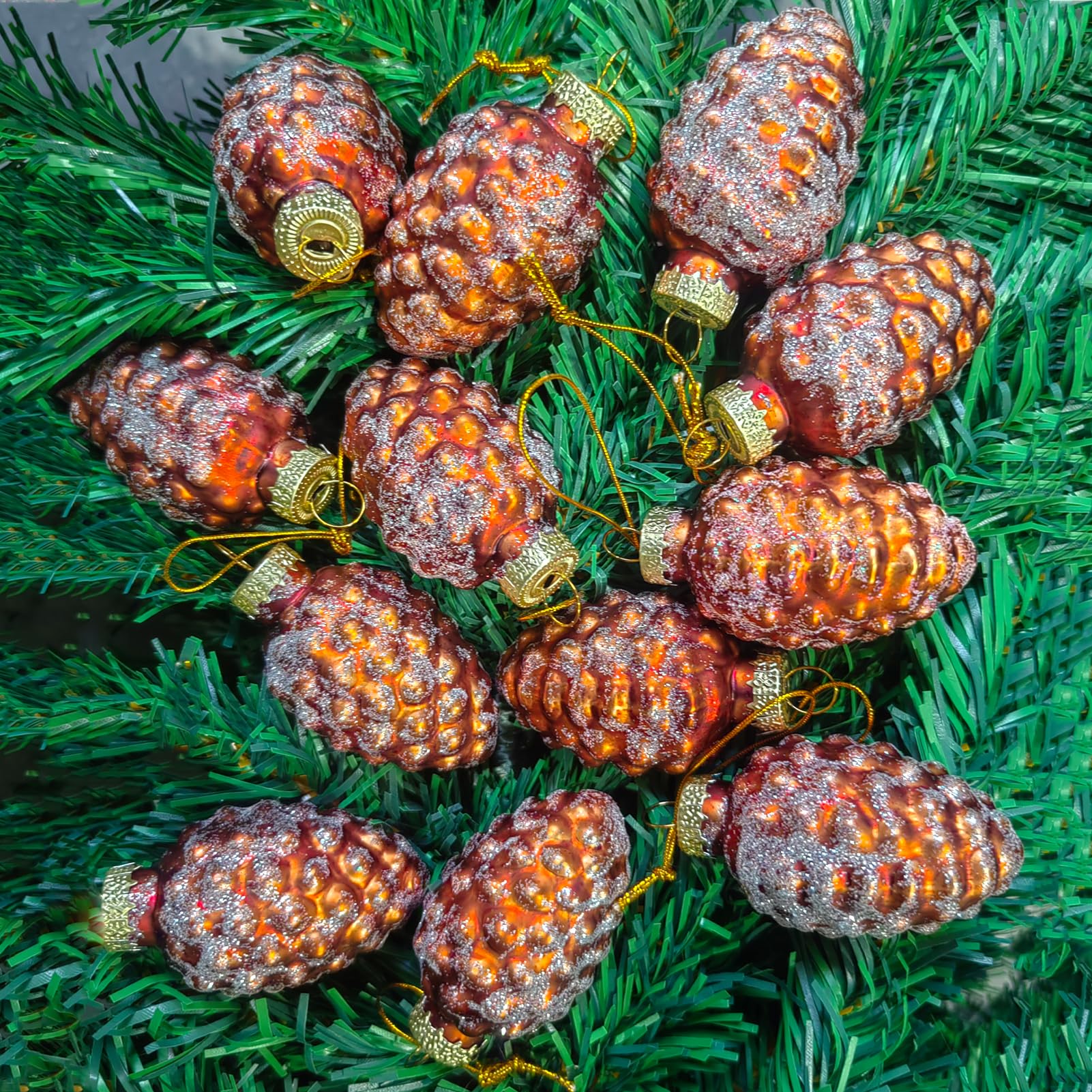 Amazon.com: 12PCS Vintage Christmas Pinecone Ornaments Glitter Pine ...