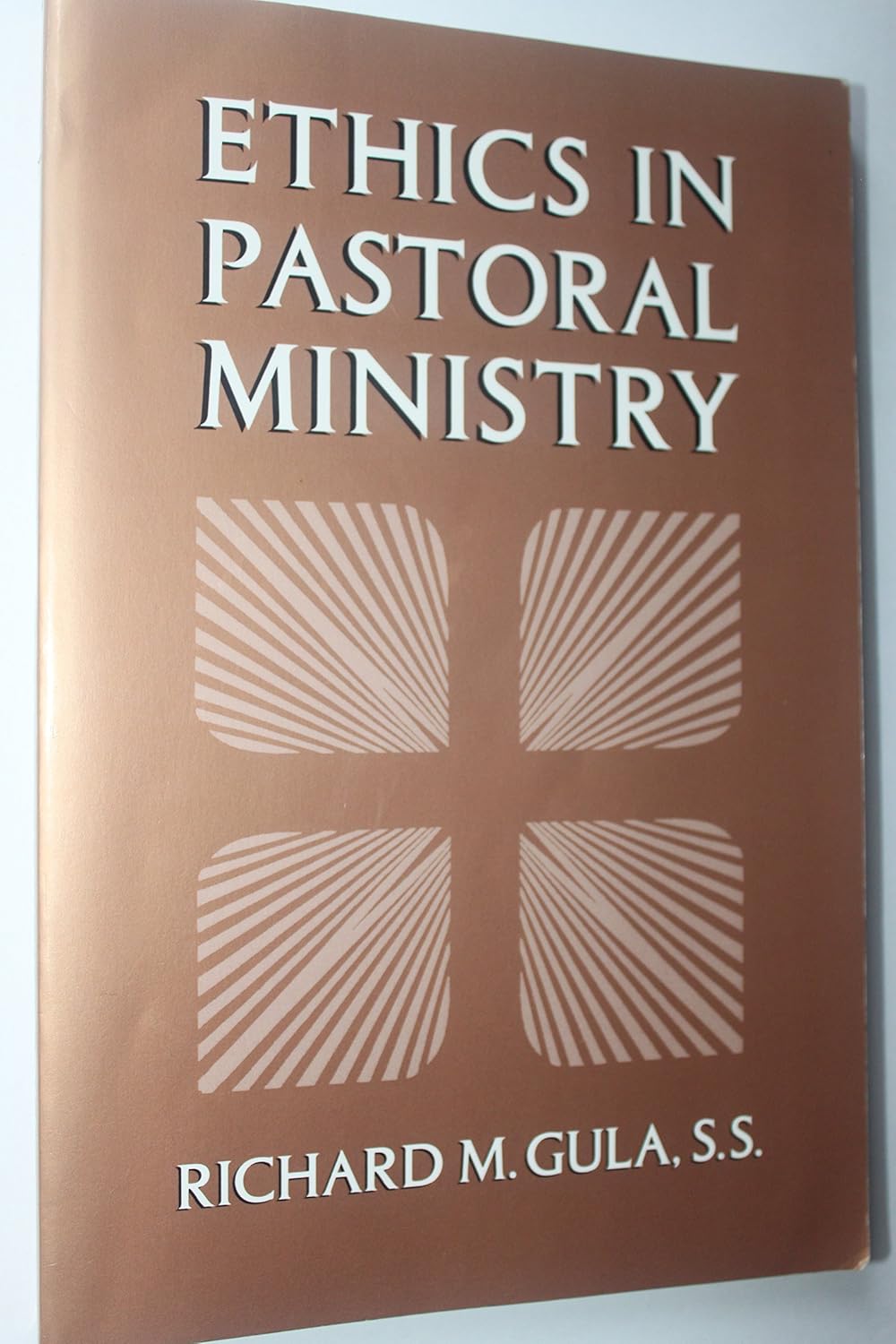Ethics in Pastoral Ministry: Gula, Richard M.: 9780809136209: Amazon ...