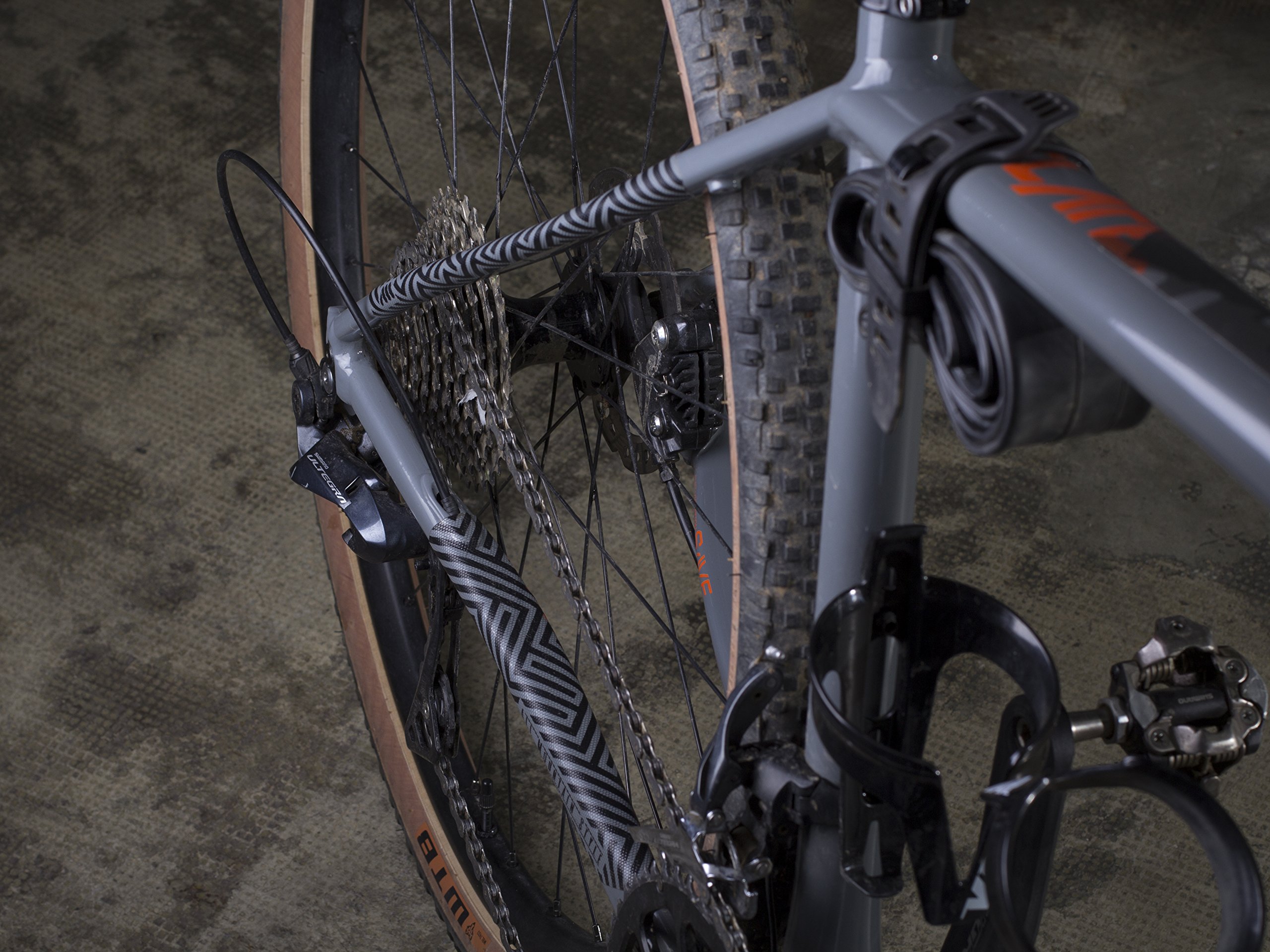 Snapklik.com : All Mountain Style Chain Guard - Protects Rear Part Of ...