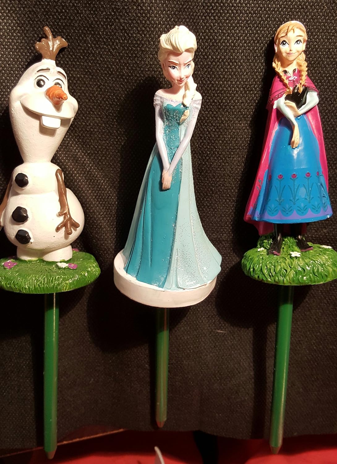 Amazon.com: Disneys Frozen 8 Resin Garden Pot Stakes Set of 3 Rare ...