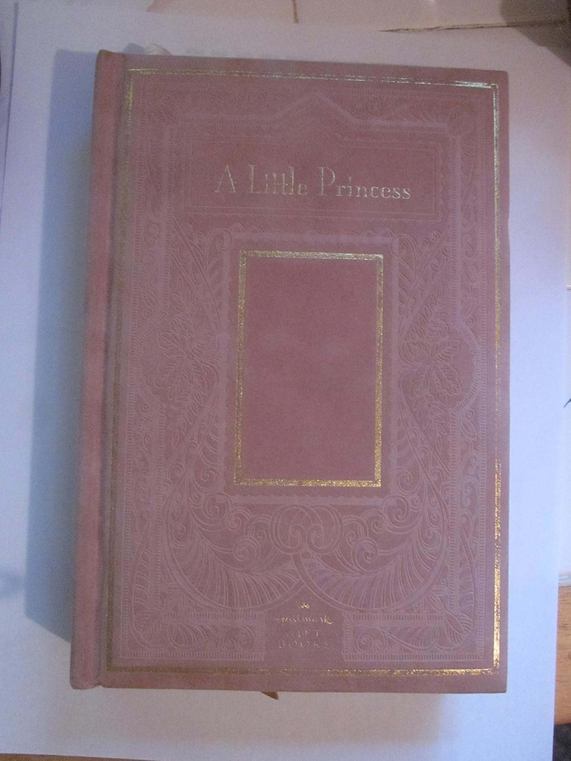 A Little Princess: Frances Hodgson Burnett: 9780060955144: Amazon.com ...