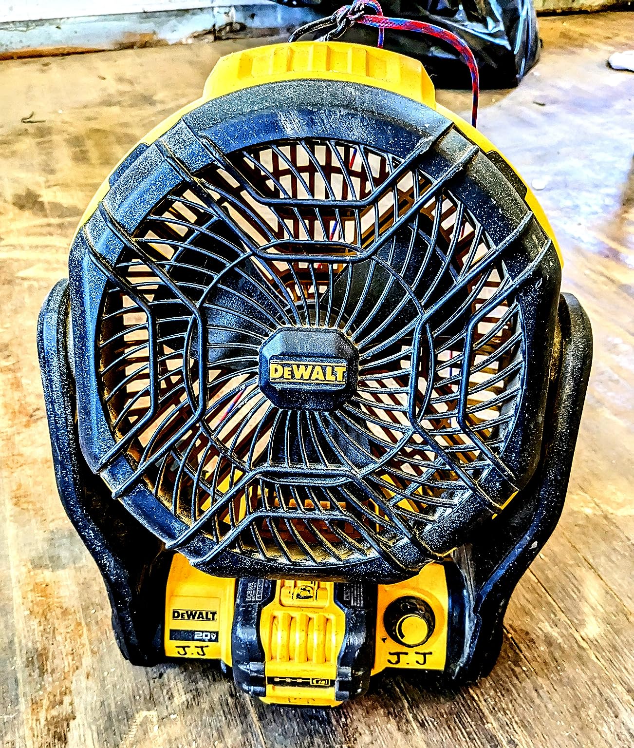 $17/mo - Finance DEWALT 20V MAX Jobsite Fan, Cordless, Portable, Bare ...