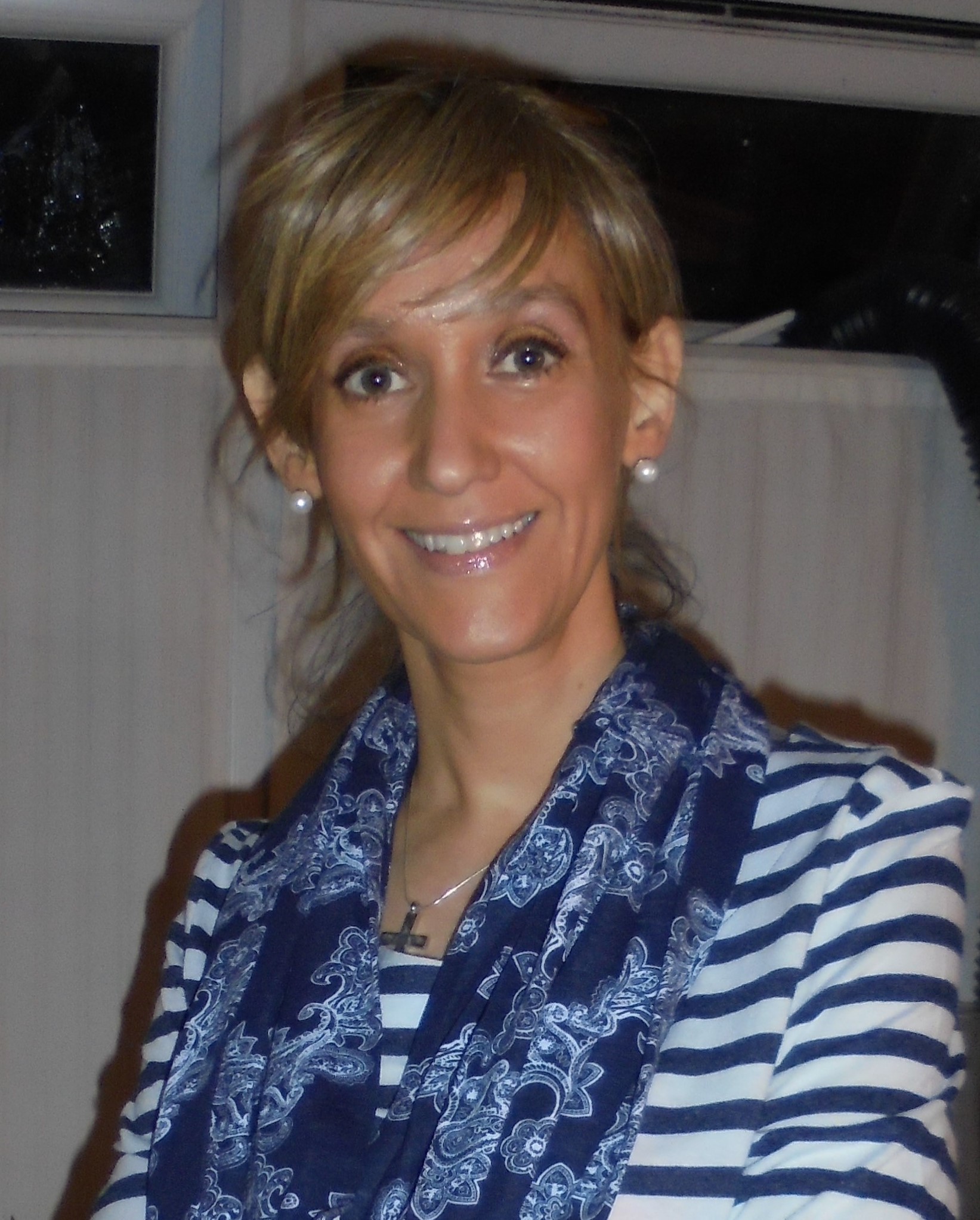 Amazon.com: Lisa Gordon: books, biography, latest update