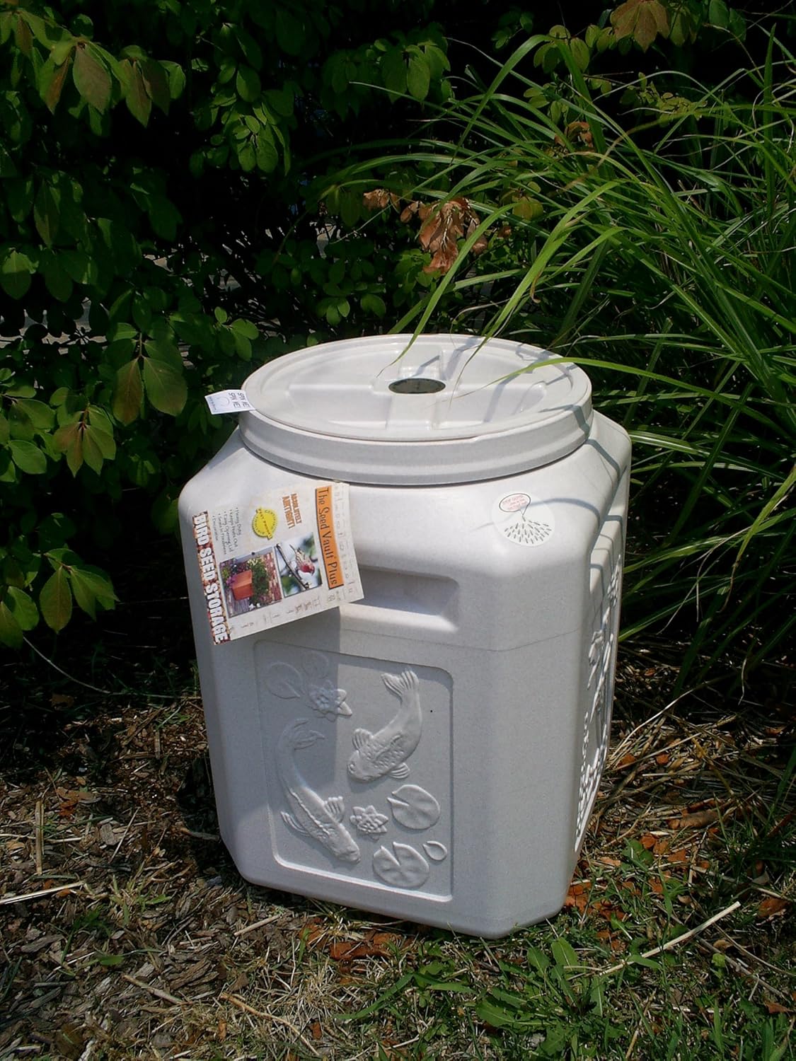 Amazon.com: Bird Seed Container : Patio, Lawn & Garden