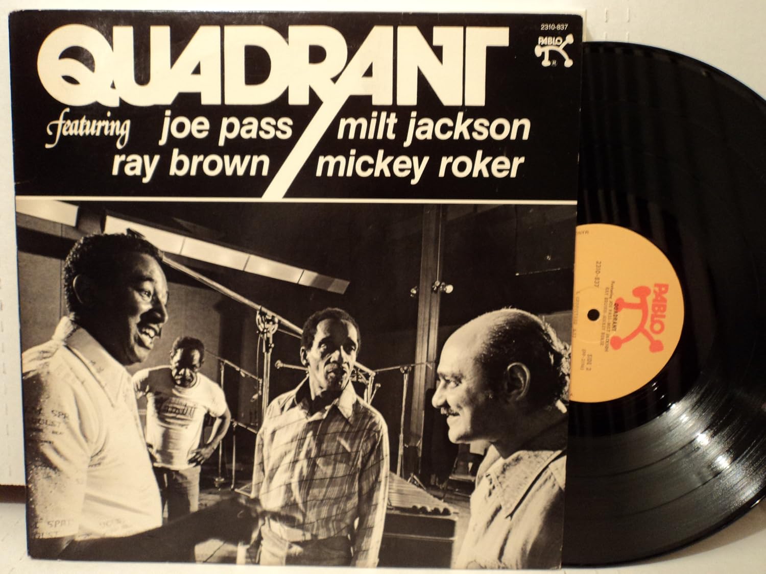 Quadrant: Joe Pass, Milt Jackson, Ray Brown, Mickey Roker [LP Vinyl ...