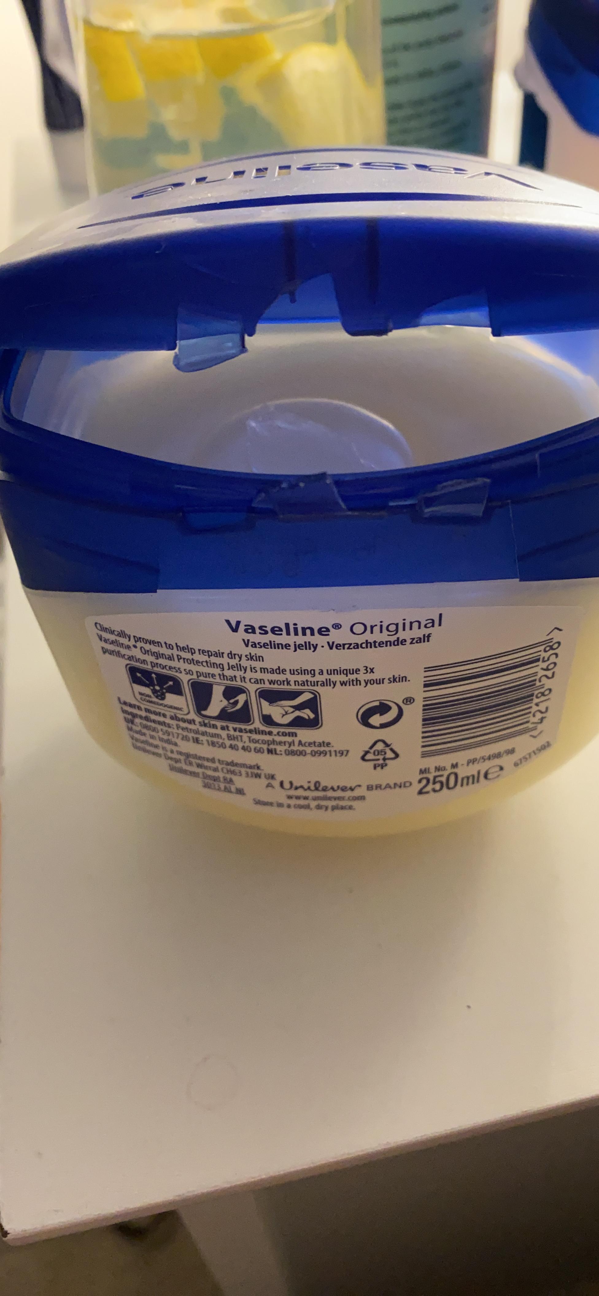 Vaseline Original Pure Petroleum Jelly , Multi, 250 ml (Pack of 1 ...
