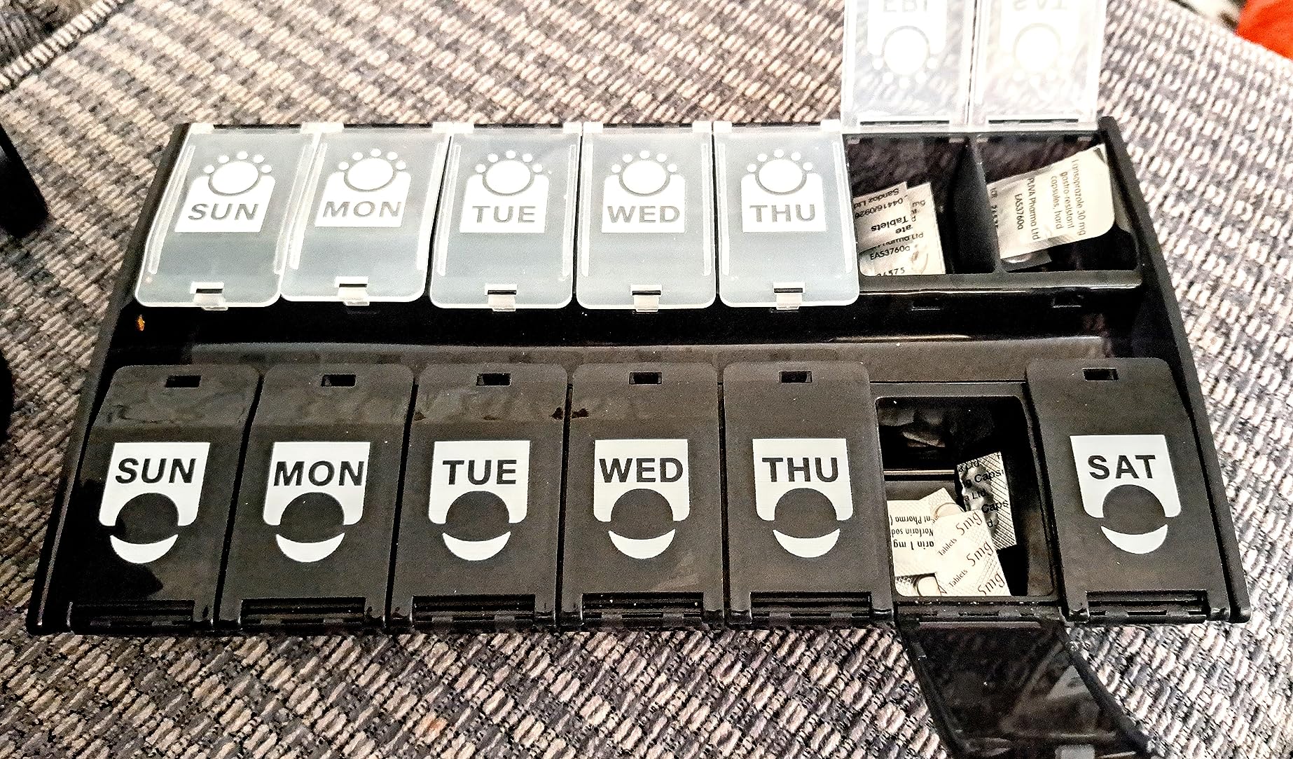 Pill Boxes 7 Day 2 Times a Day, Weekly AM PM Pill Box with Snap Shut ...