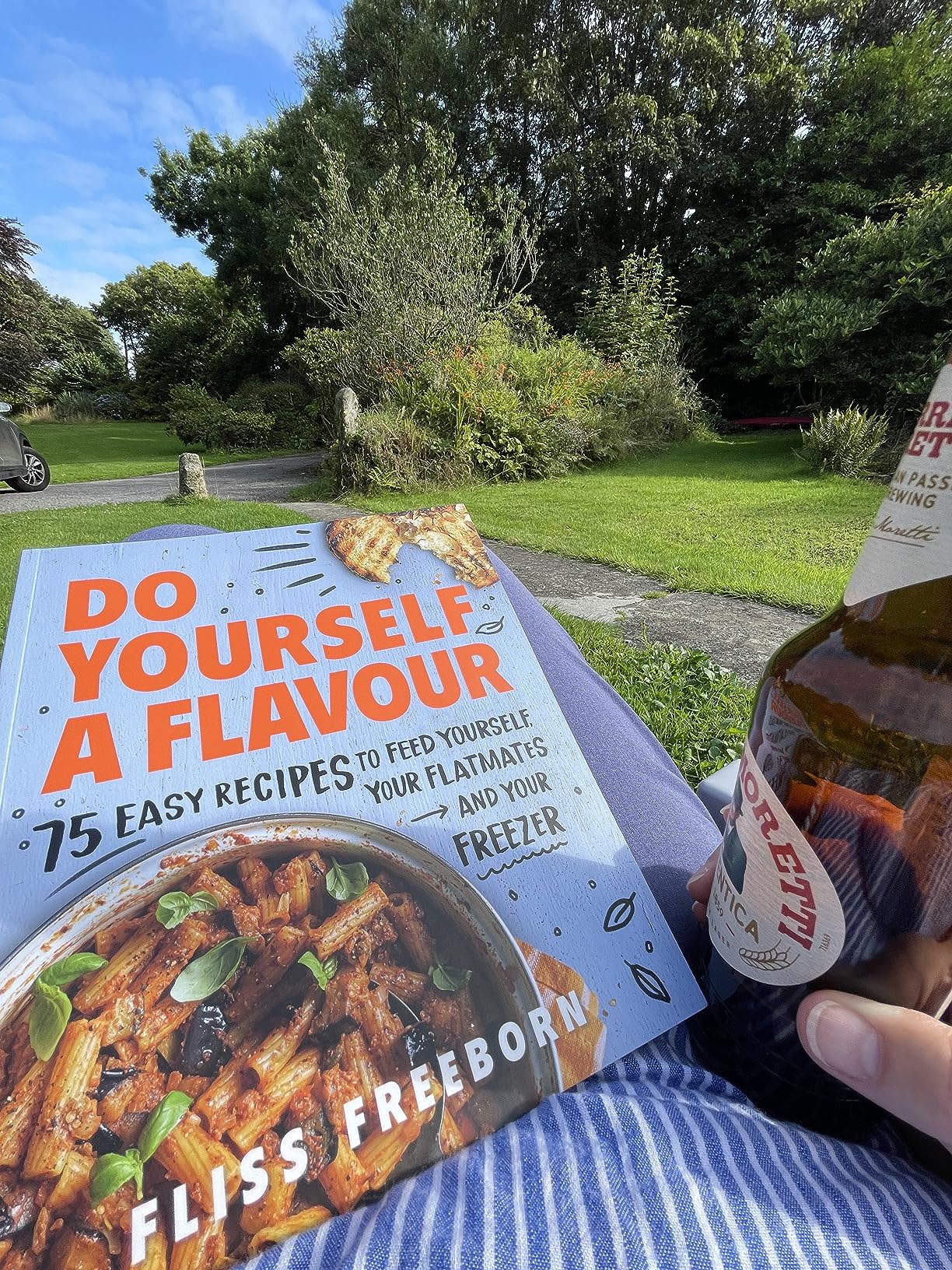 Do Yourself a Flavour: 75 Easy Recipes to Feed Yourself, Your Flatmates ...