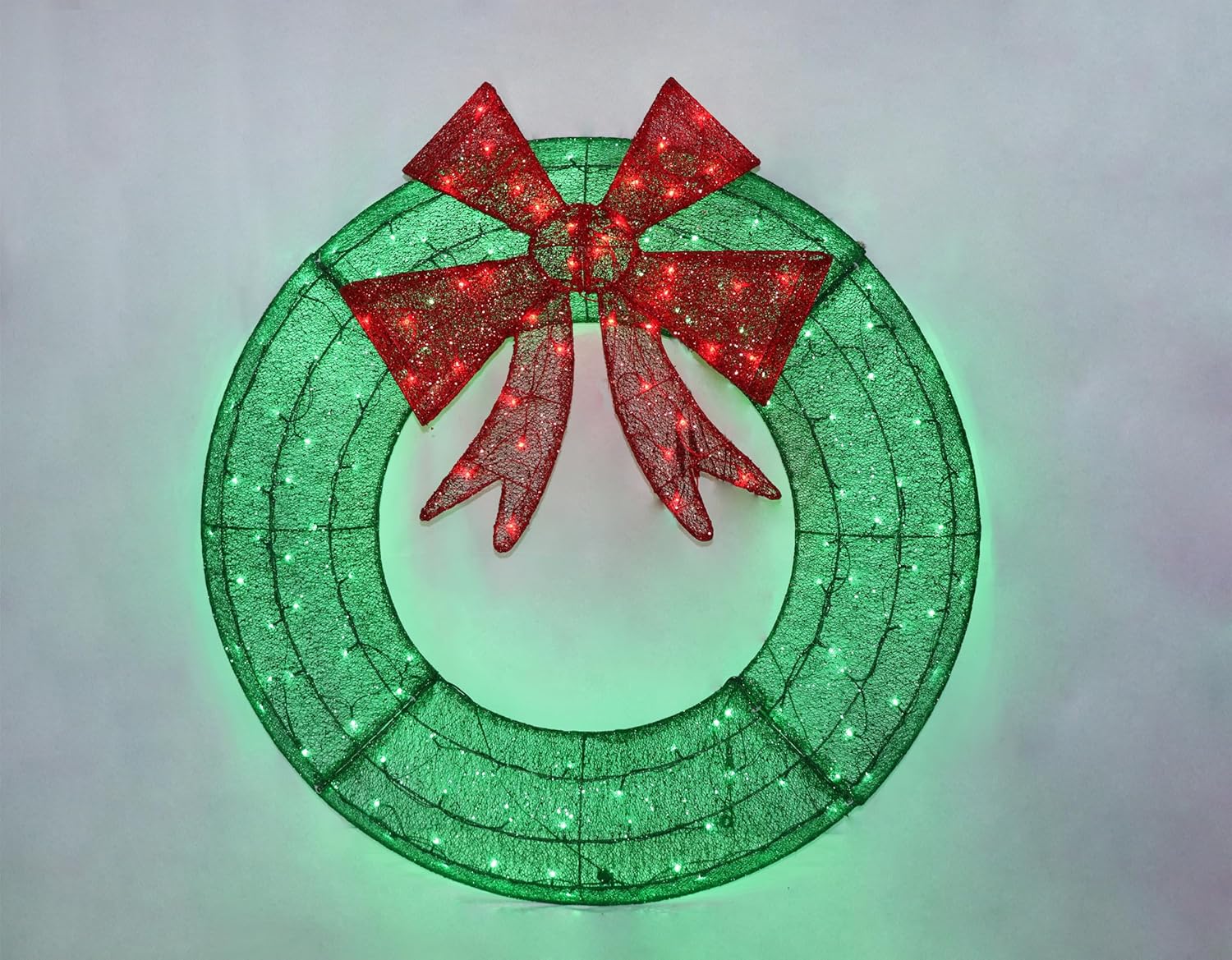 Amazon.com: Hykolity 3FT 3D Outdoor Lighted Christmas Wreath with Warm ...