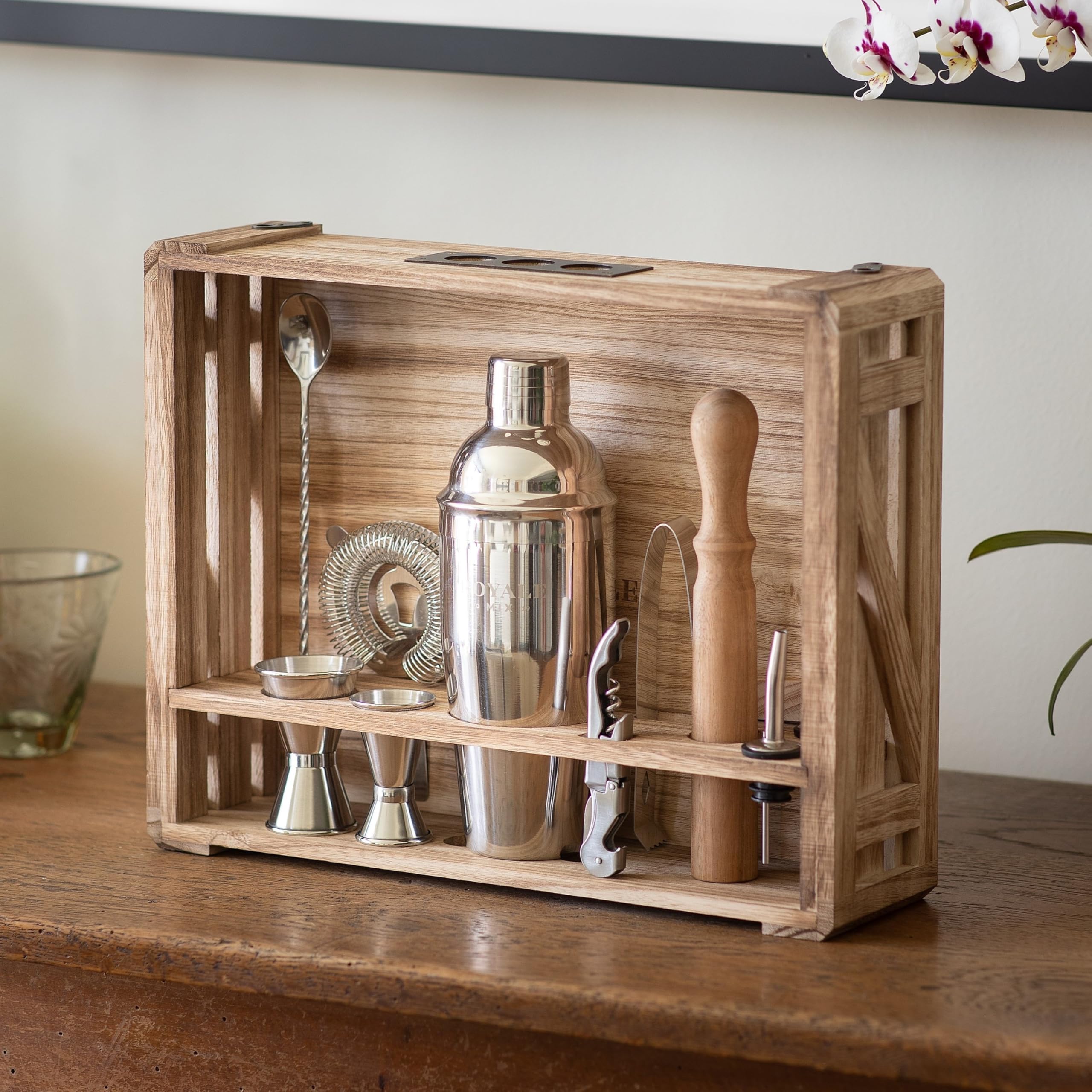 Amazon.com: Btuqbu Cocktail Shaker Set with Stand, Mixology Bartender ...