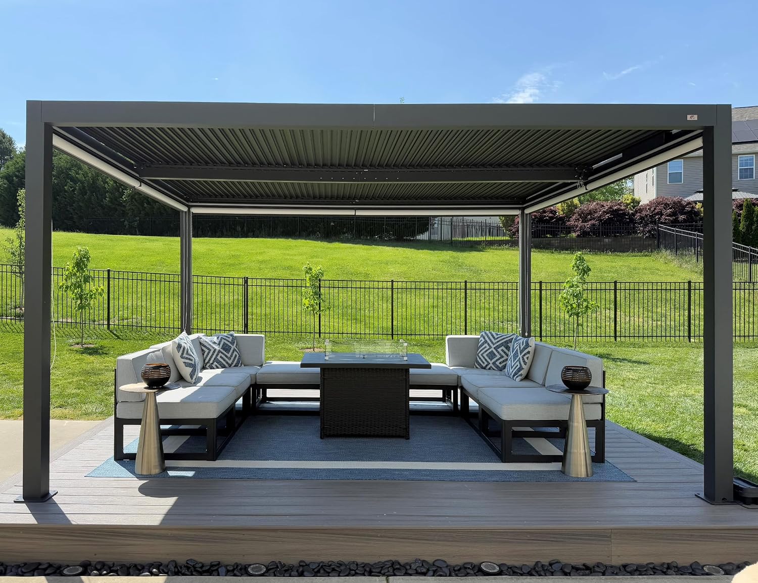 Amazon.de: PURPLE LEAF Pergola 3.33 x 4 m mit Lamellendach ...