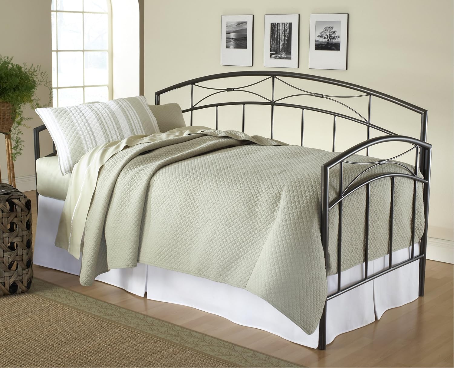 Amazon.com: Nikolai Sand Silver Daybed : Home & Kitchen