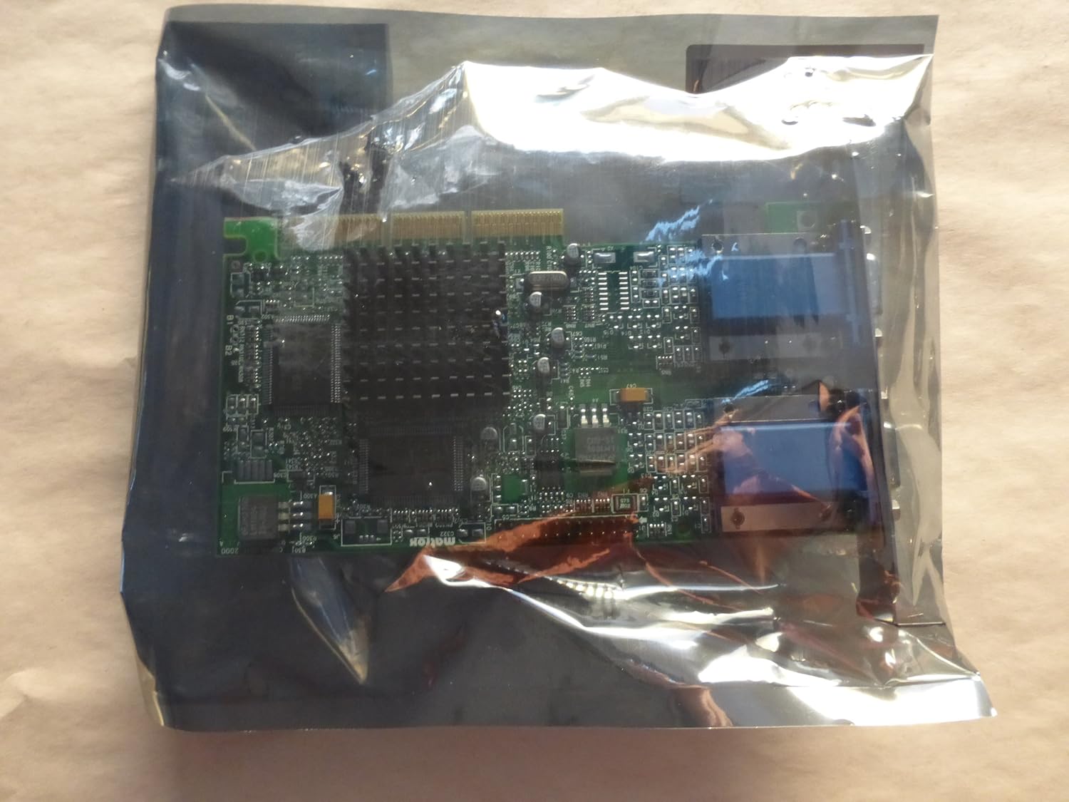 Amazon.com: 32MB Matrox Millennium G450 Graphics Adapter MGA AGP 4x DDR ...