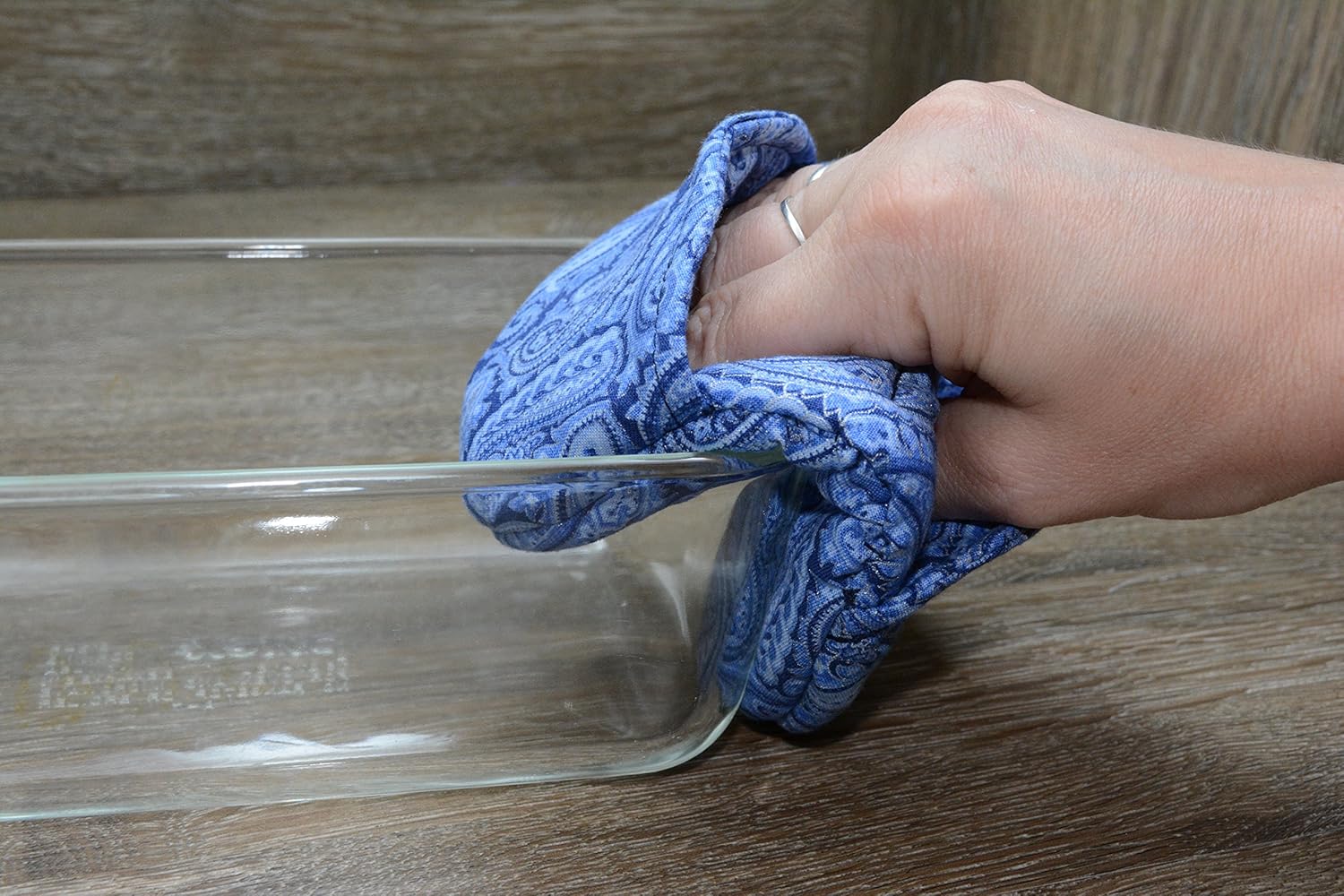 Amazon.com: Mini Oven Mitts // Set of 2 // Fingertip Oven Mitts ...