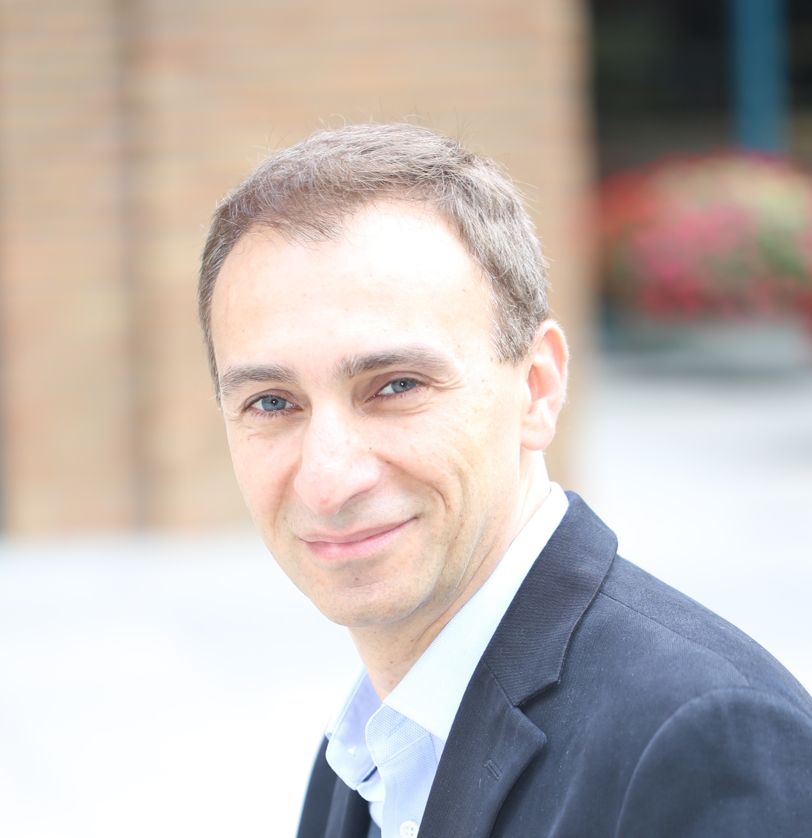 Amazon.com: Babak Soltanian: books, biography, latest update