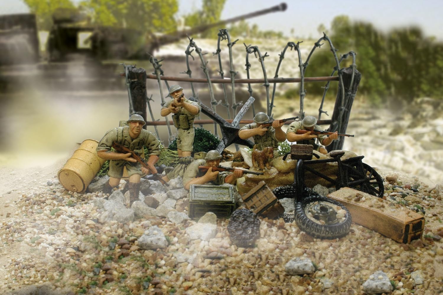 Amazon.com: Unimax Forces of Valor 1:32 Scale U.K. 7th Aromored ...