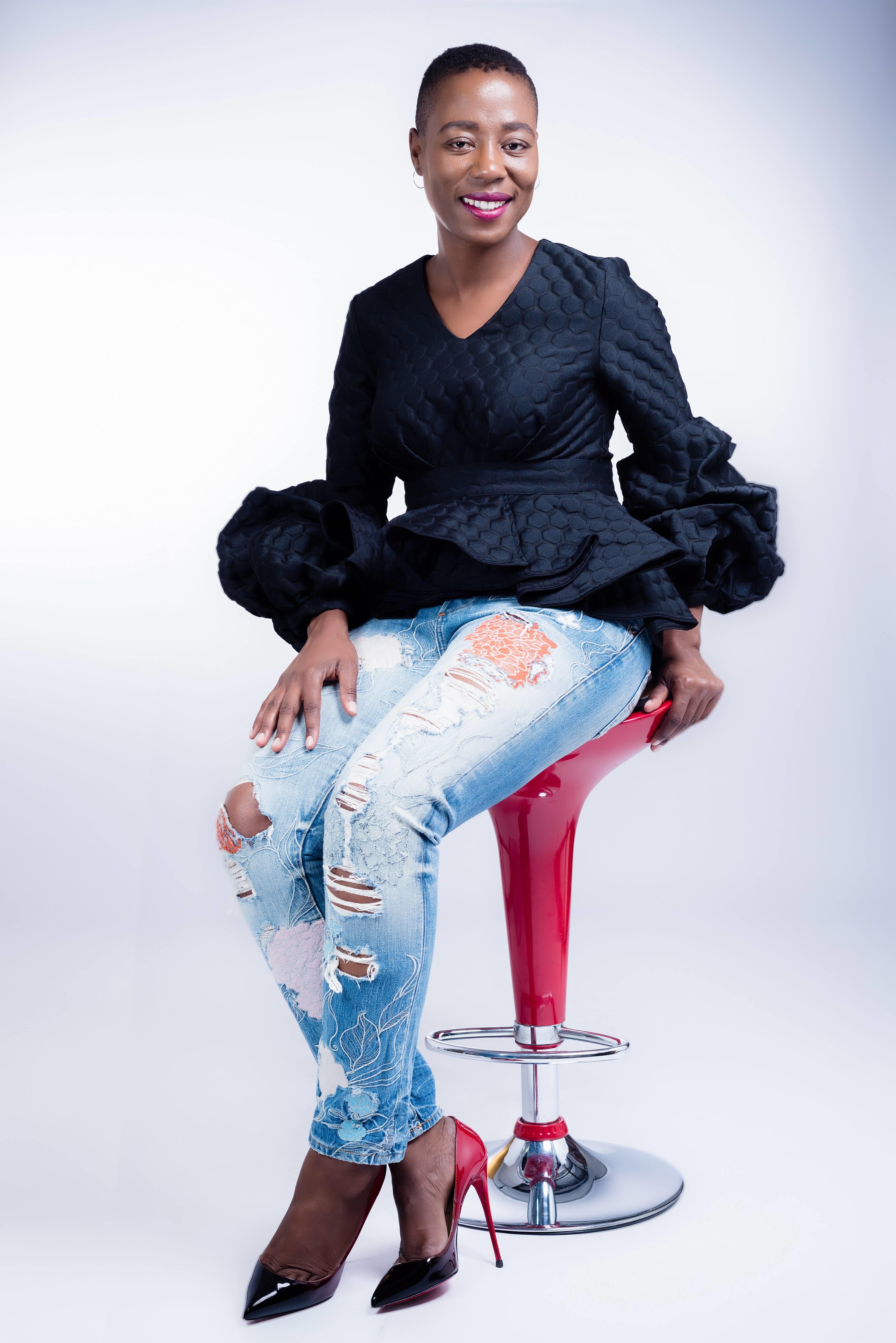 Amazon.com: Mantsha Pheeha: books, biography, latest update